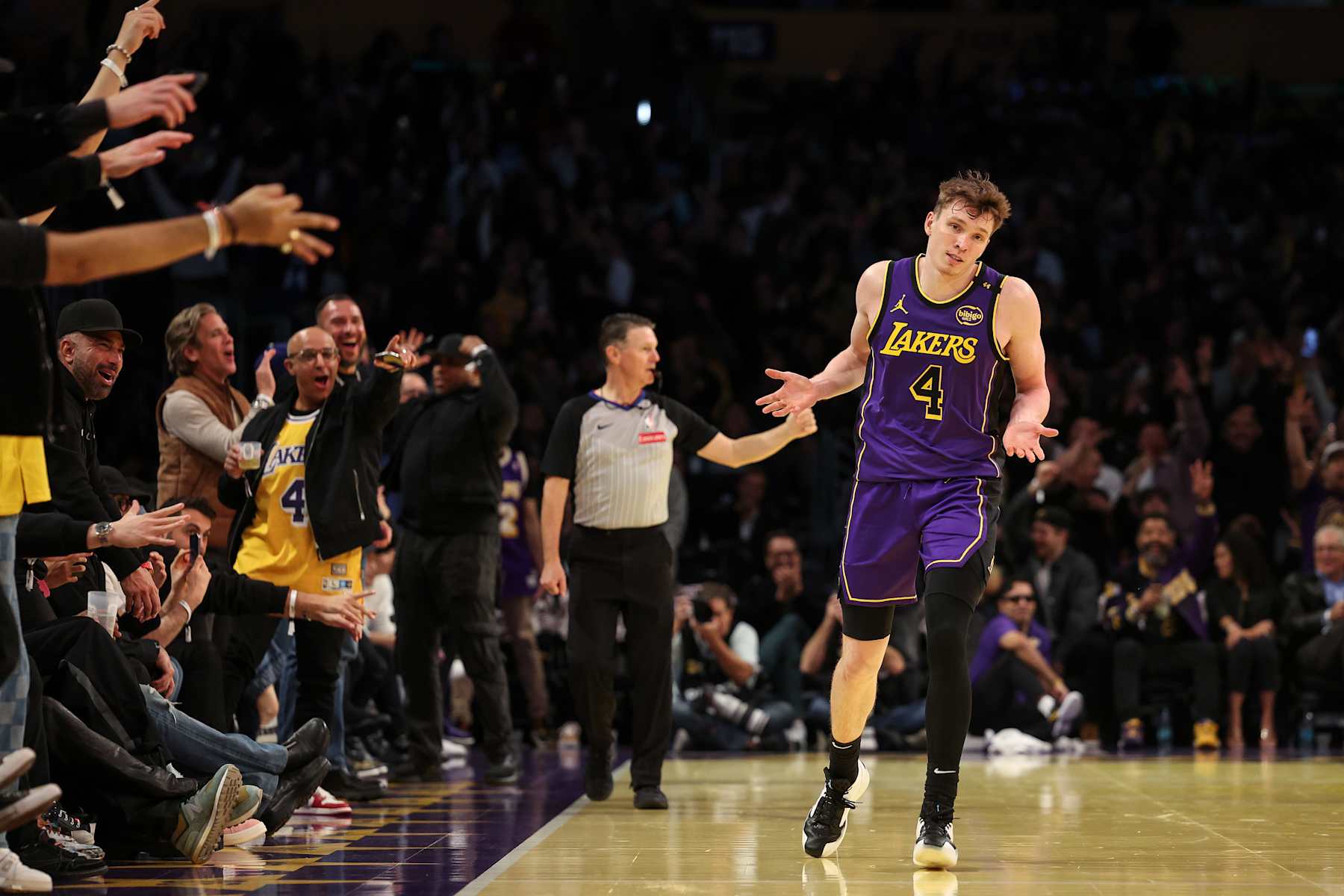 Dalton Knecht Tying NBA Rookie Record with 9 3-Pointers Wows Fans as Lakers Beat Jazz