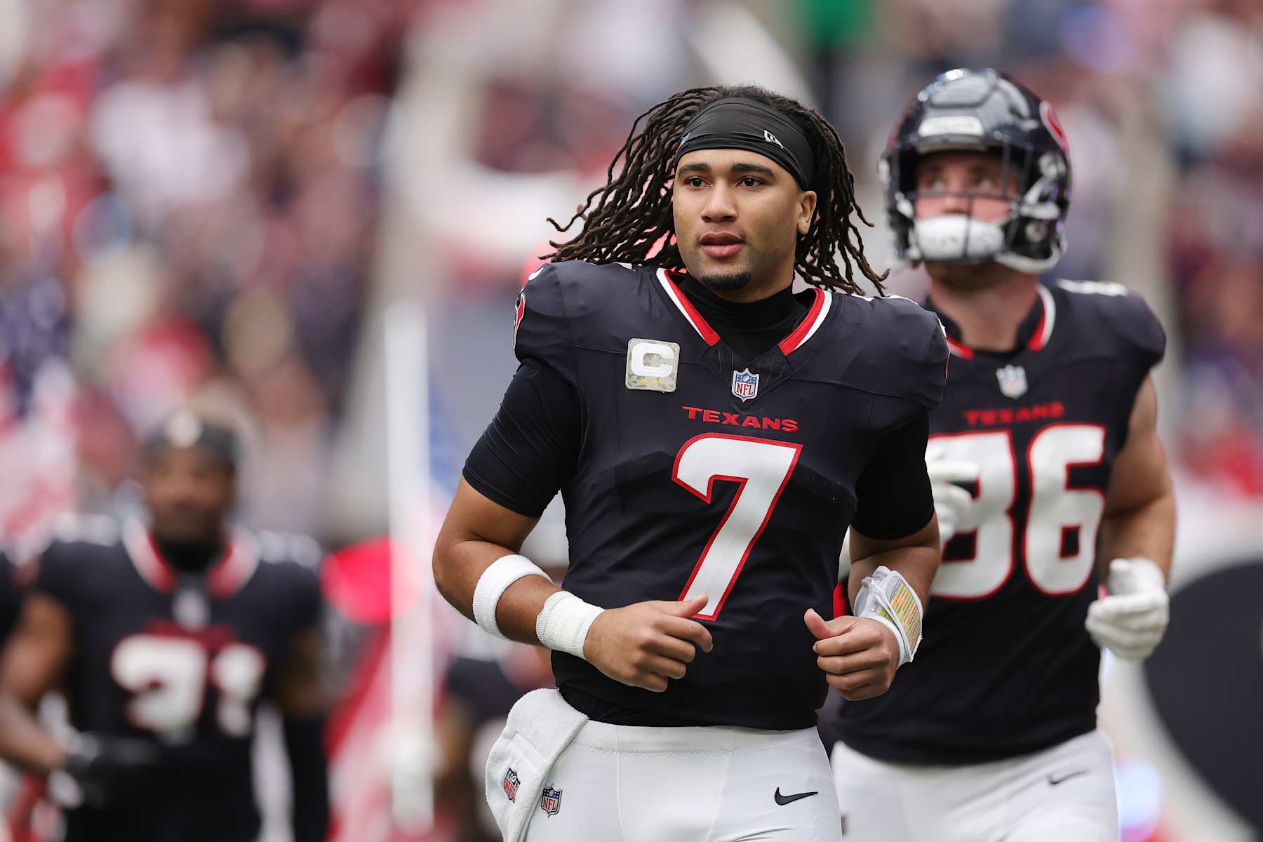 Week 13 DraftKings Daily Fantasy Football Picks, Lineup Tips for Sunday