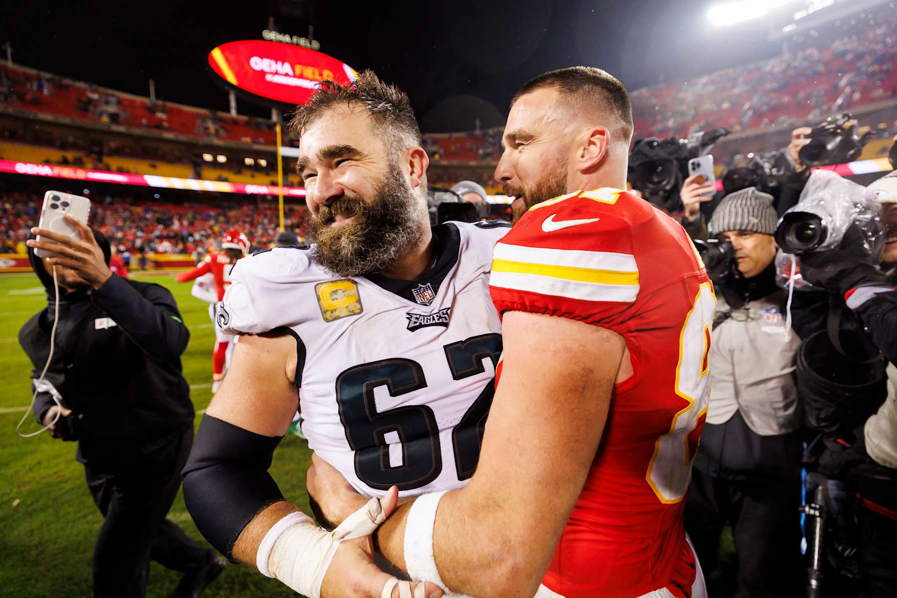 Travis, Jason Kelce Team Up with Boyz II Men for New 'It's Christmas ...