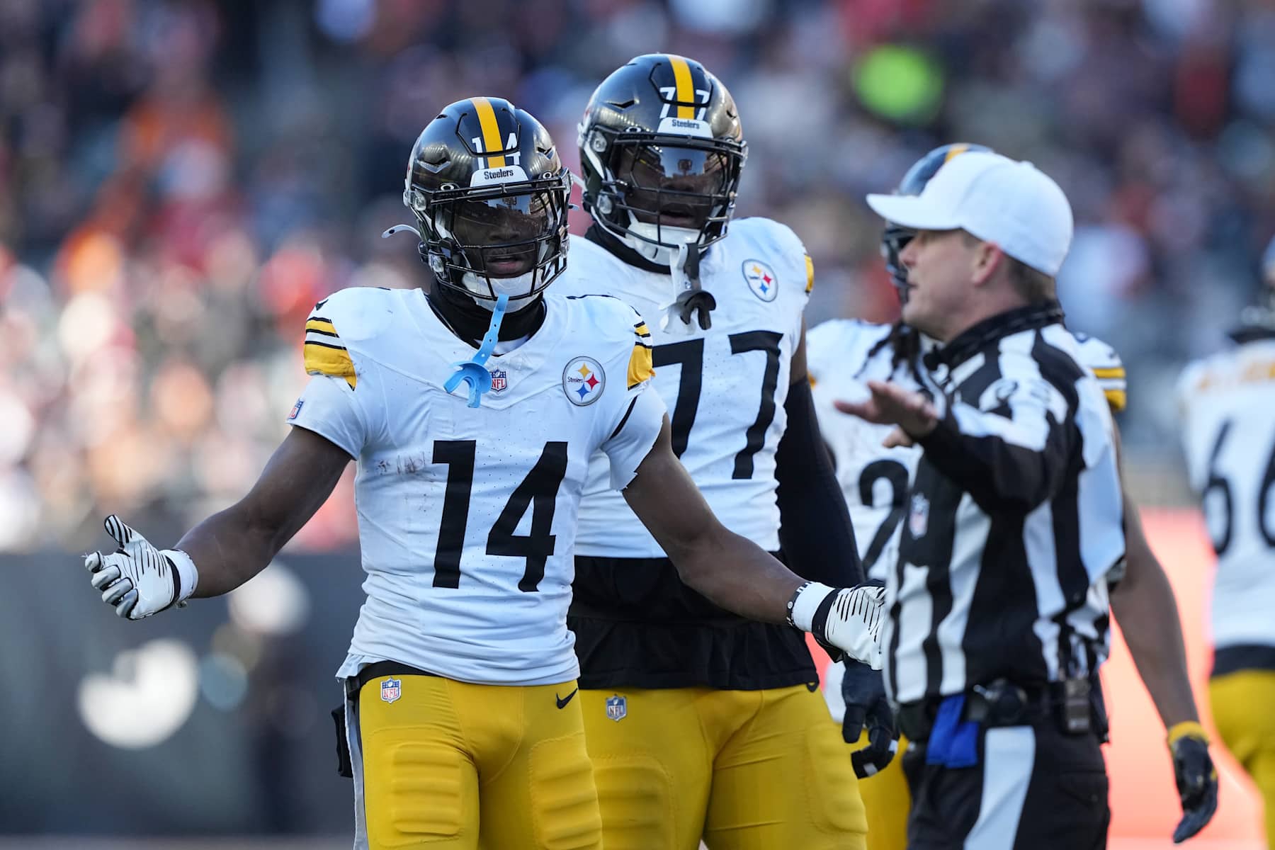 Steelers' George Pickens Fined for Unsportsmanlike Conduct Violations ...