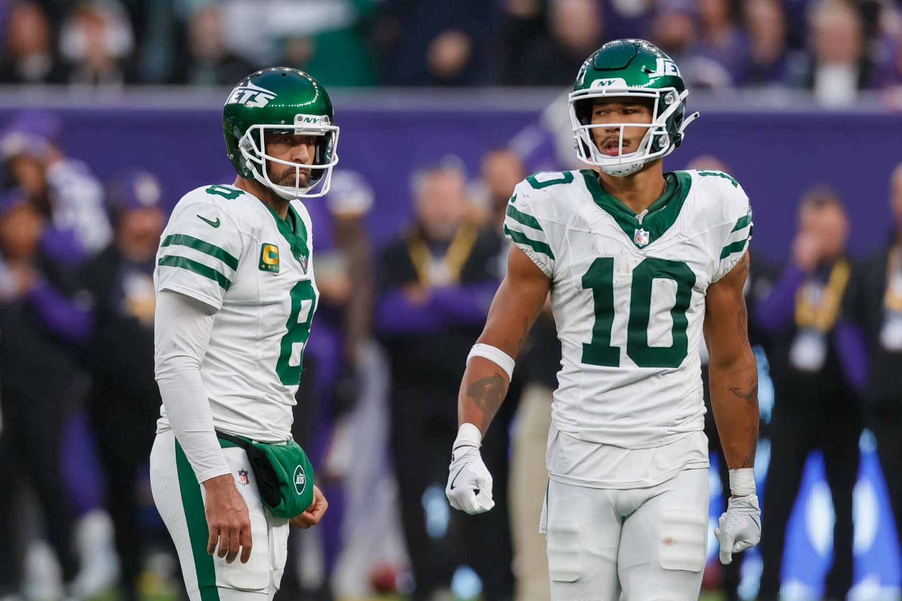 Lazard: Aaron Rodgers Talking Retirement Is Jets QB 'Just Doing It for ...