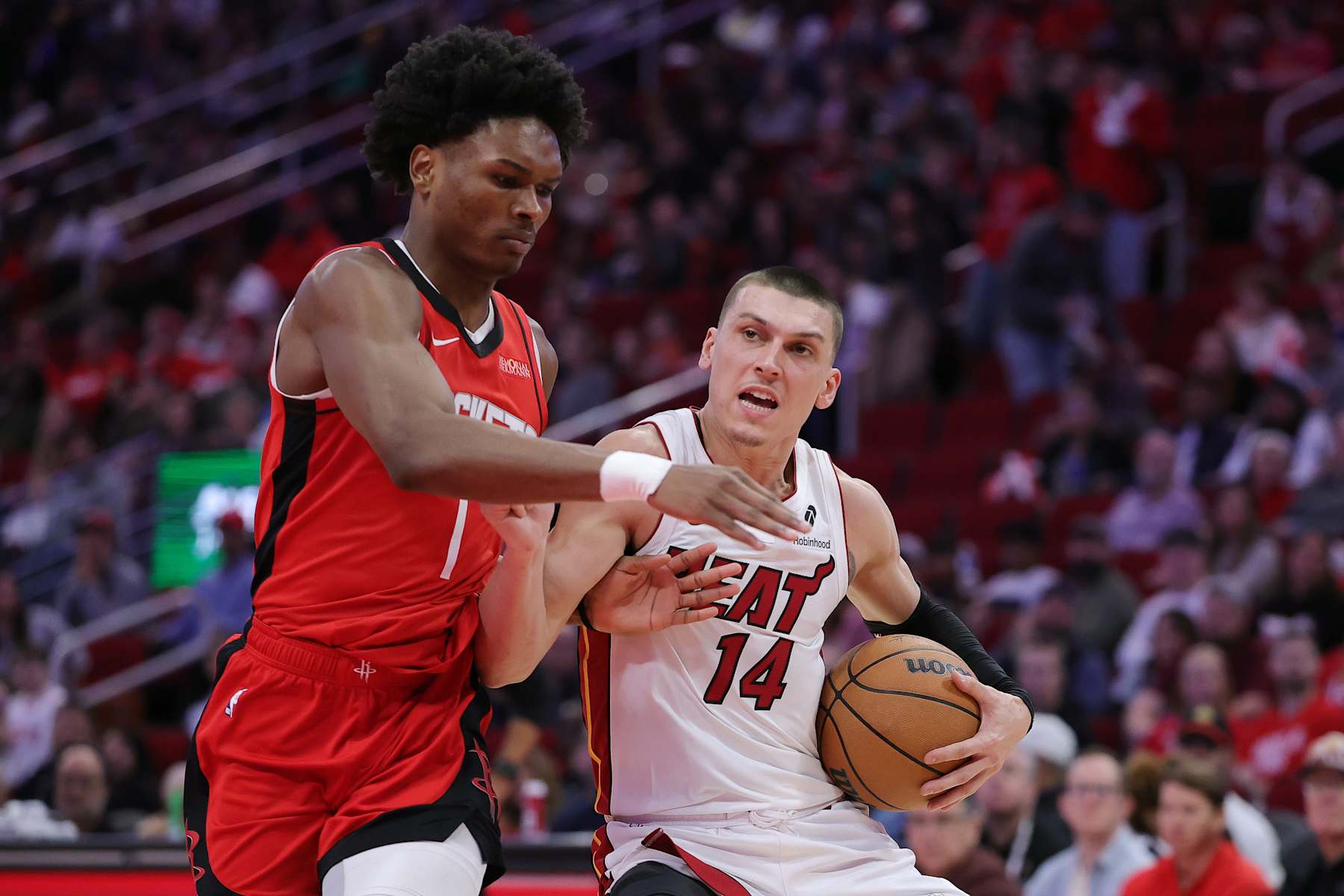 Amen Thompson, Terry Rozier Suspended By NBA After Fight During Heat ...