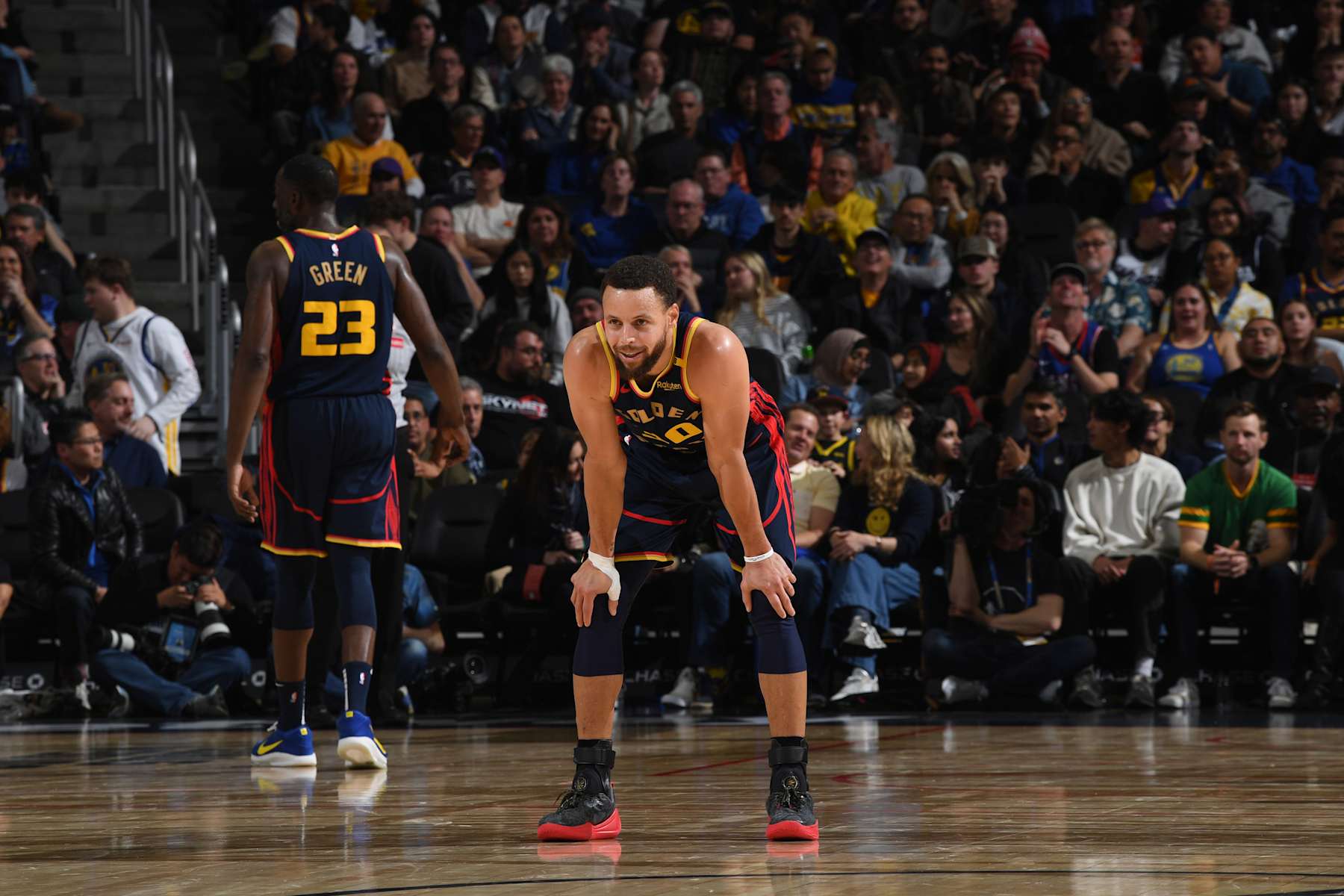 Steph Curry 5 Steph Curry: 'The Clock's Ticking' On NBA Career, Want