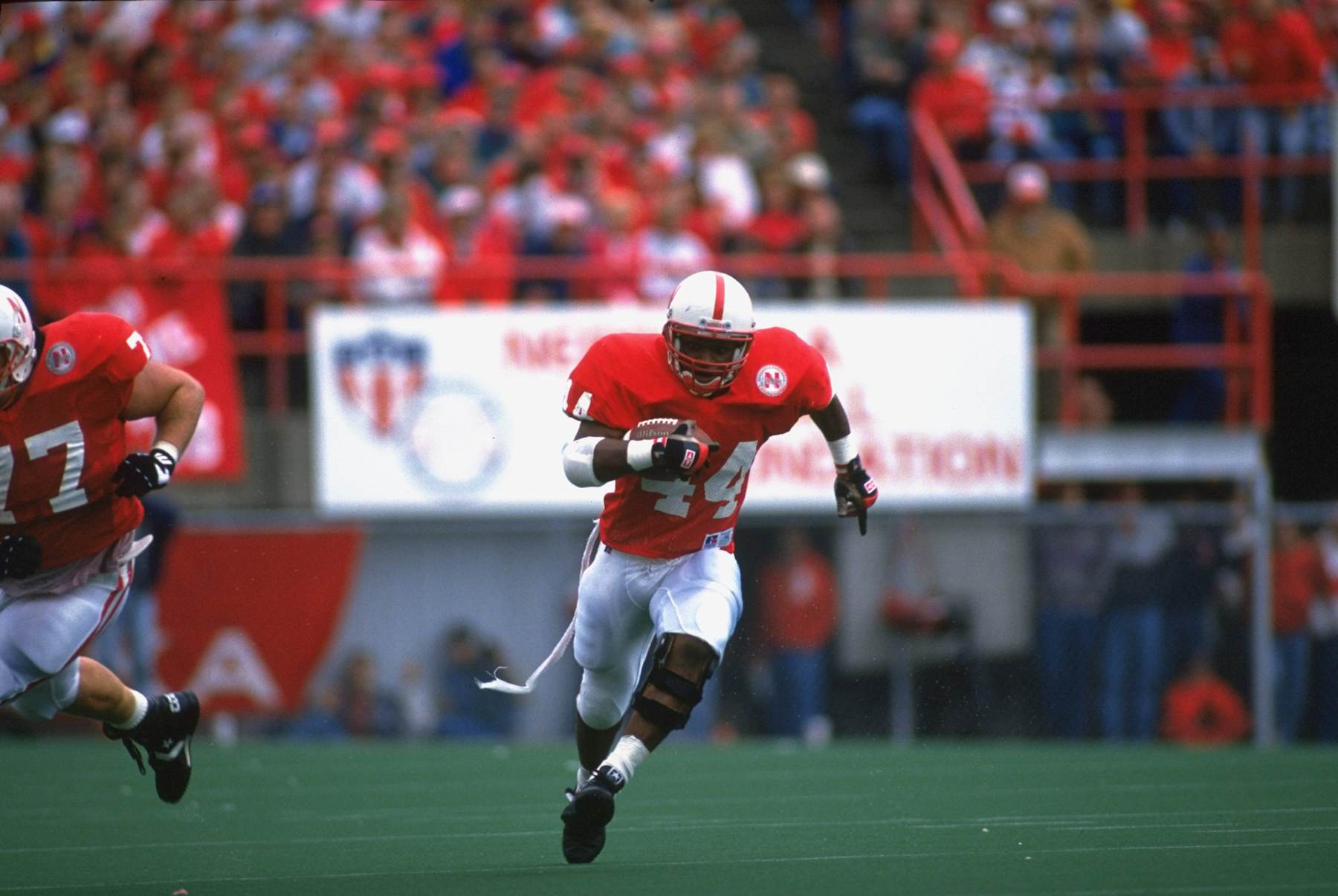 Calvin Jones Dies at 54; Former Nebraska Star Won Super Bowl 31 with ...