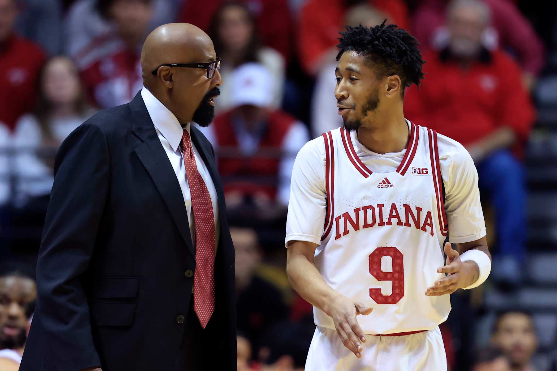 Men's College Basketball Coaches on the Hot Seat Late in 2024-25 Season