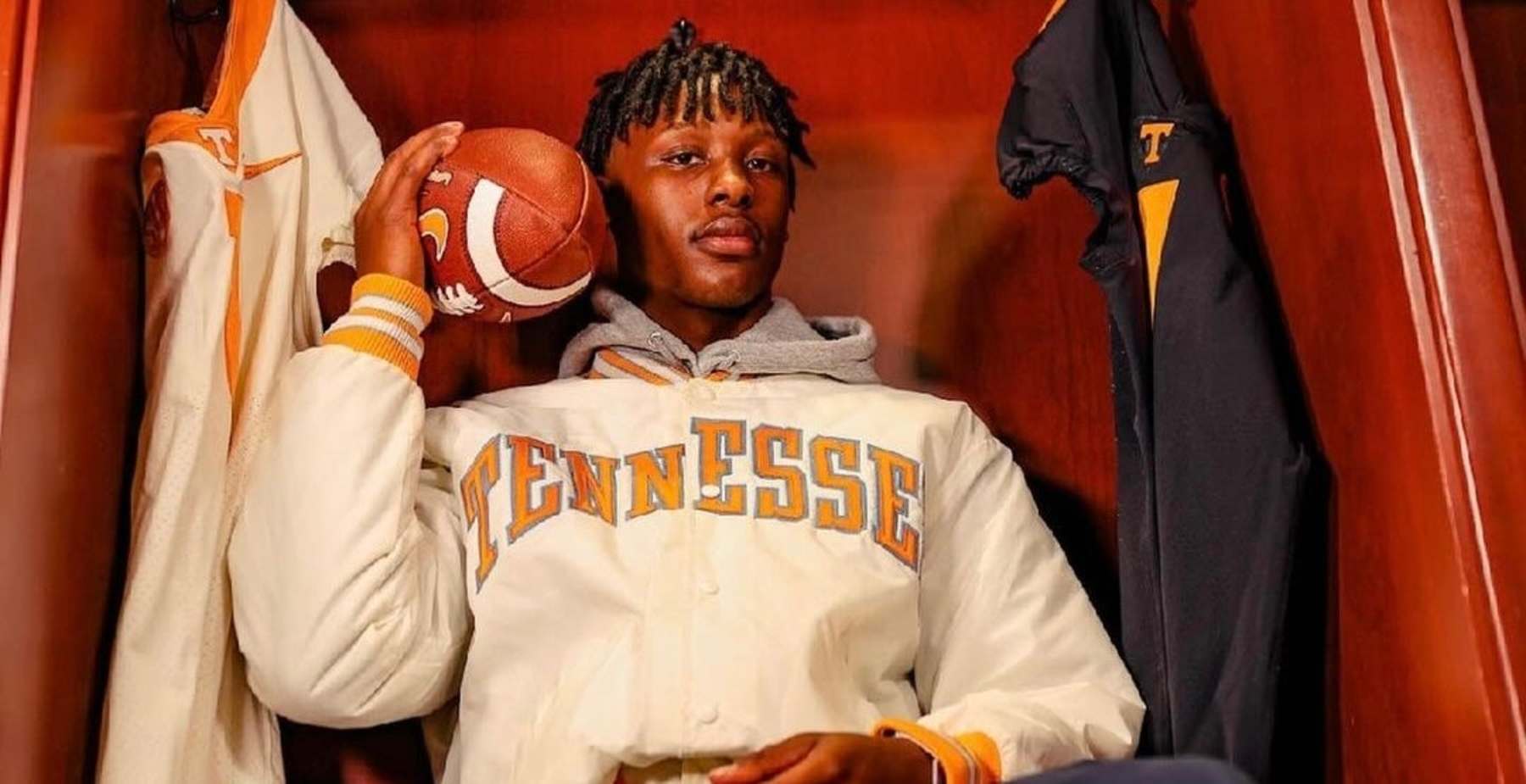 Top 2026 CFB Prospects Who Are Already Committed