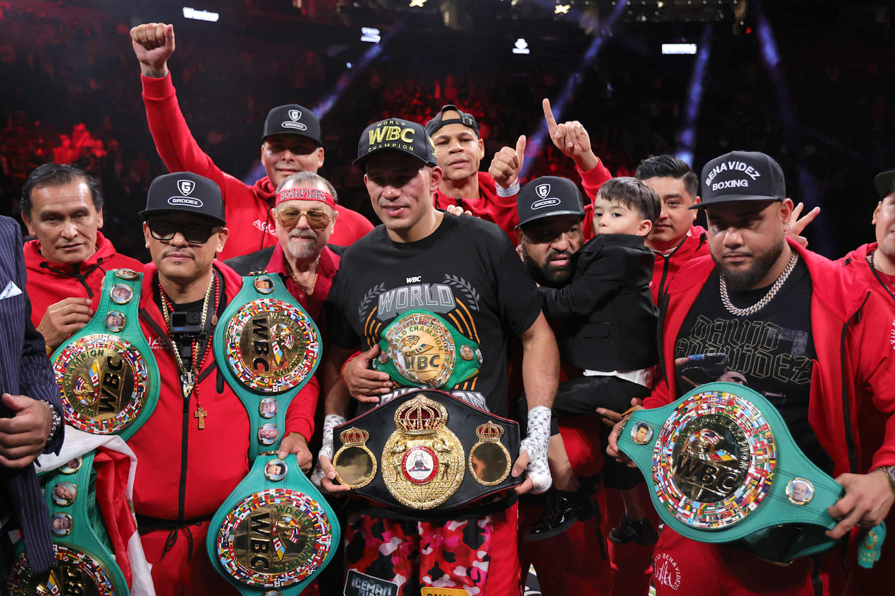 David Benavidez vs. David Morrell Jr.: Judges' Scorecards, Punch Stats and Highlights