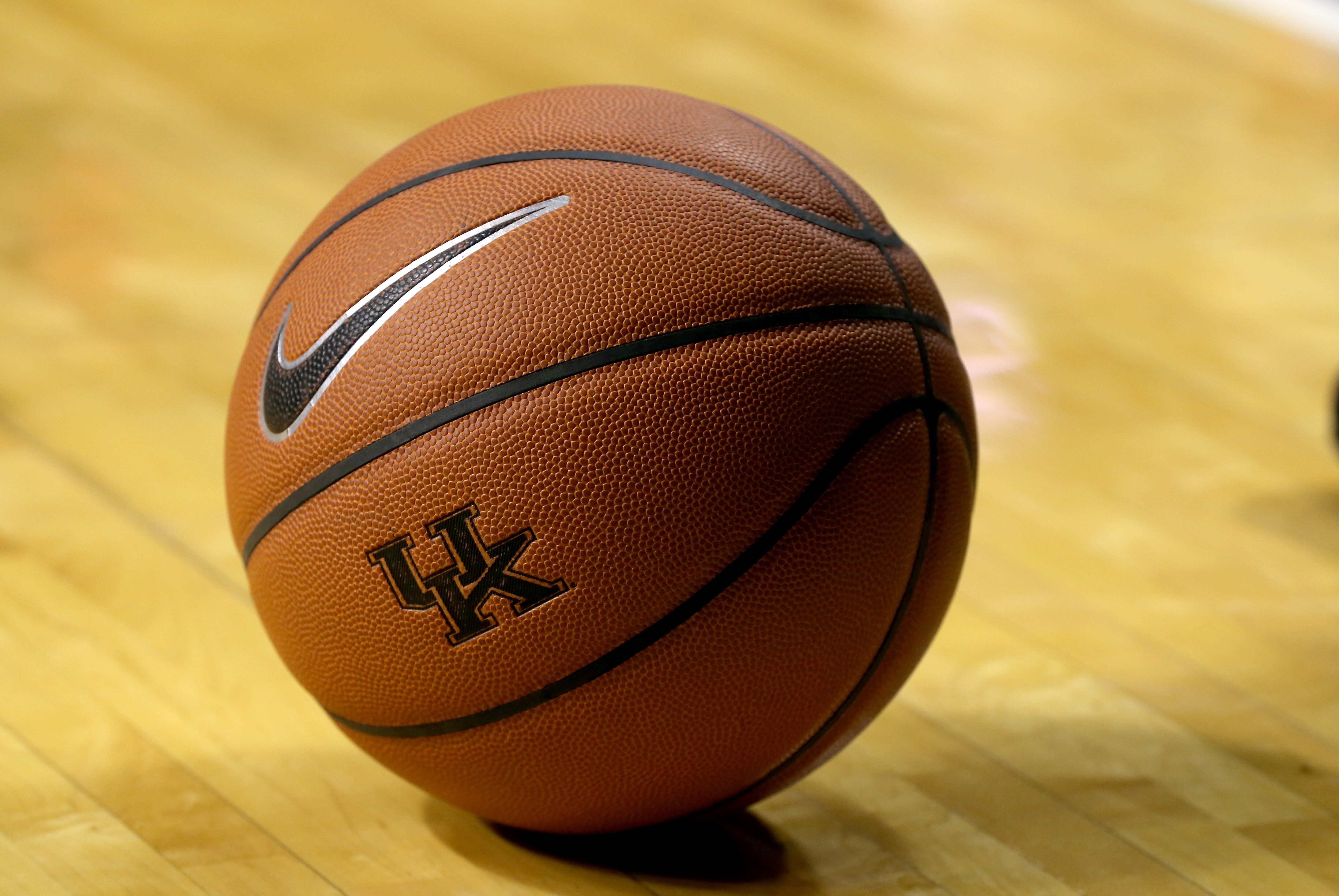 5-Star PG Robert Dillingham Commits to Kentucky After Decommitting from ...