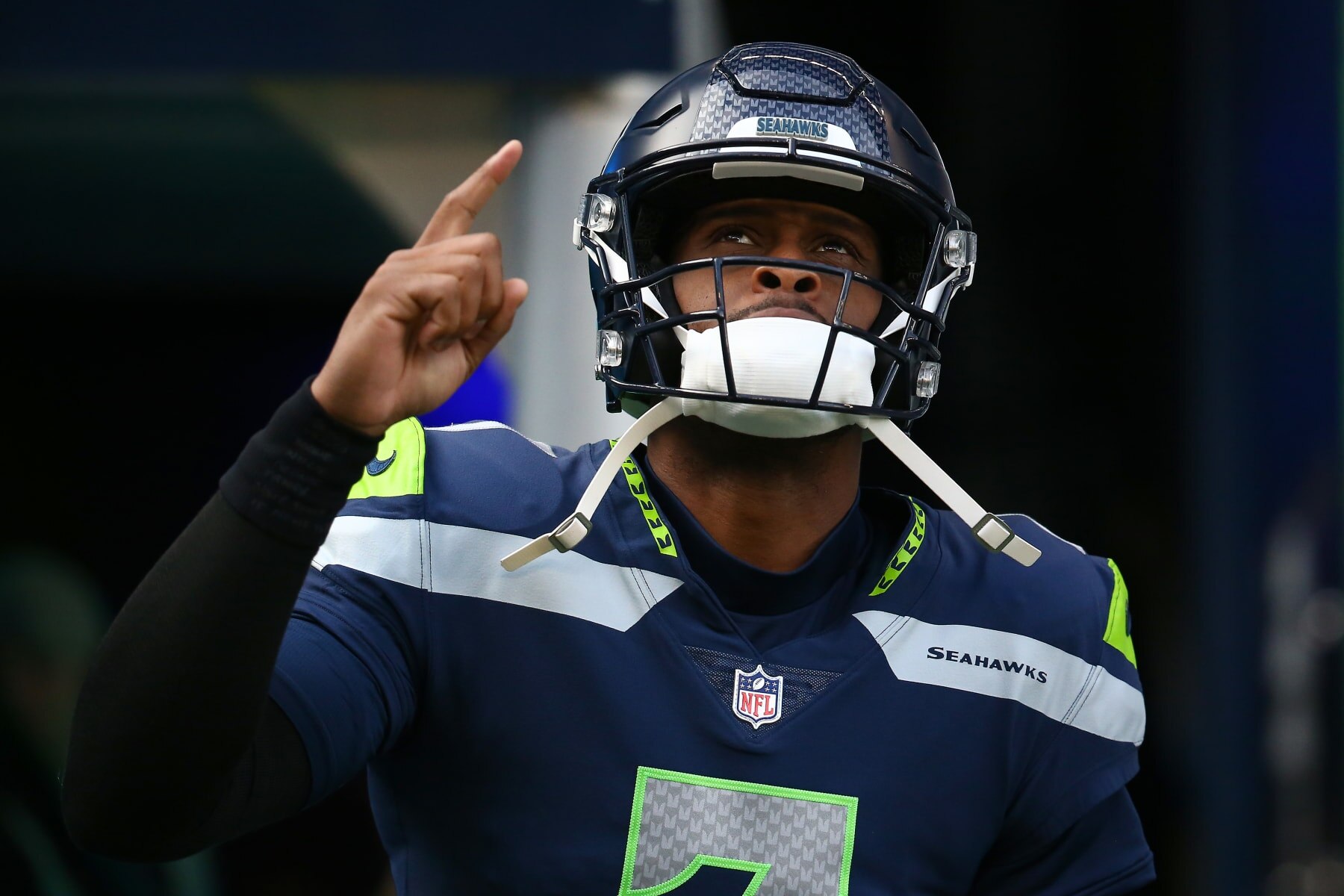 Seahawks' Geno Smith Earns $1M Contract Bonus After Eclipsing 4K ...