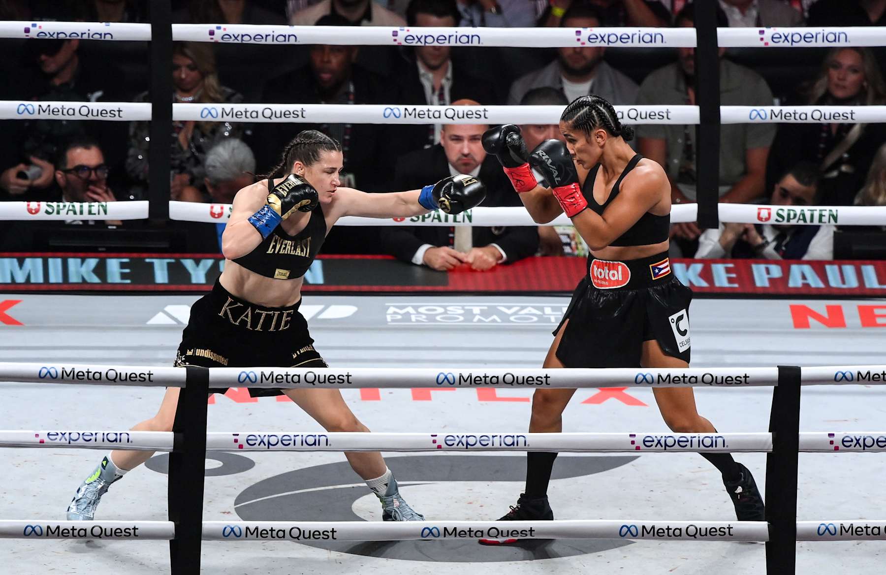 Katie Taylor Beats Amanda Serrano by Decision to Retain Title as Fans ...