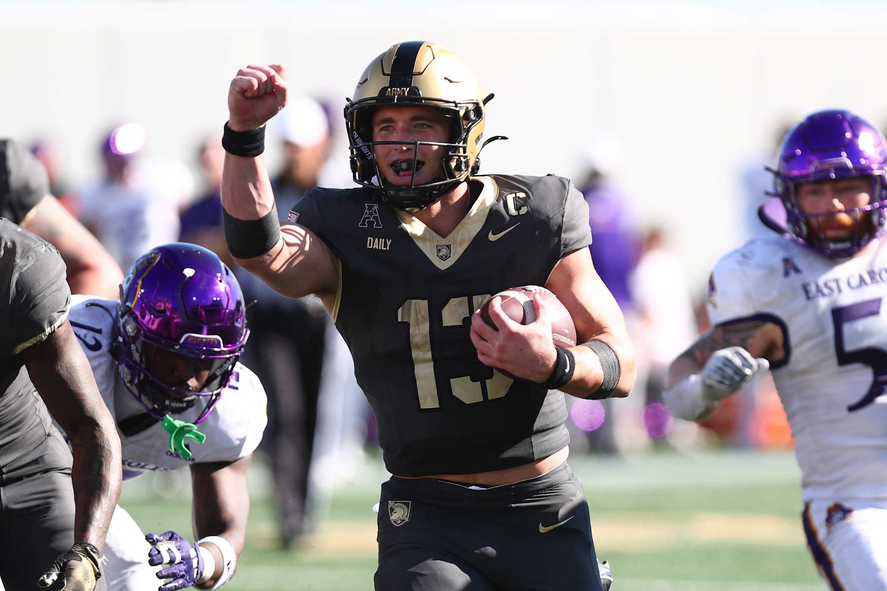 Power Ranking Top 25 Quarterbacks in College Football After Week 8