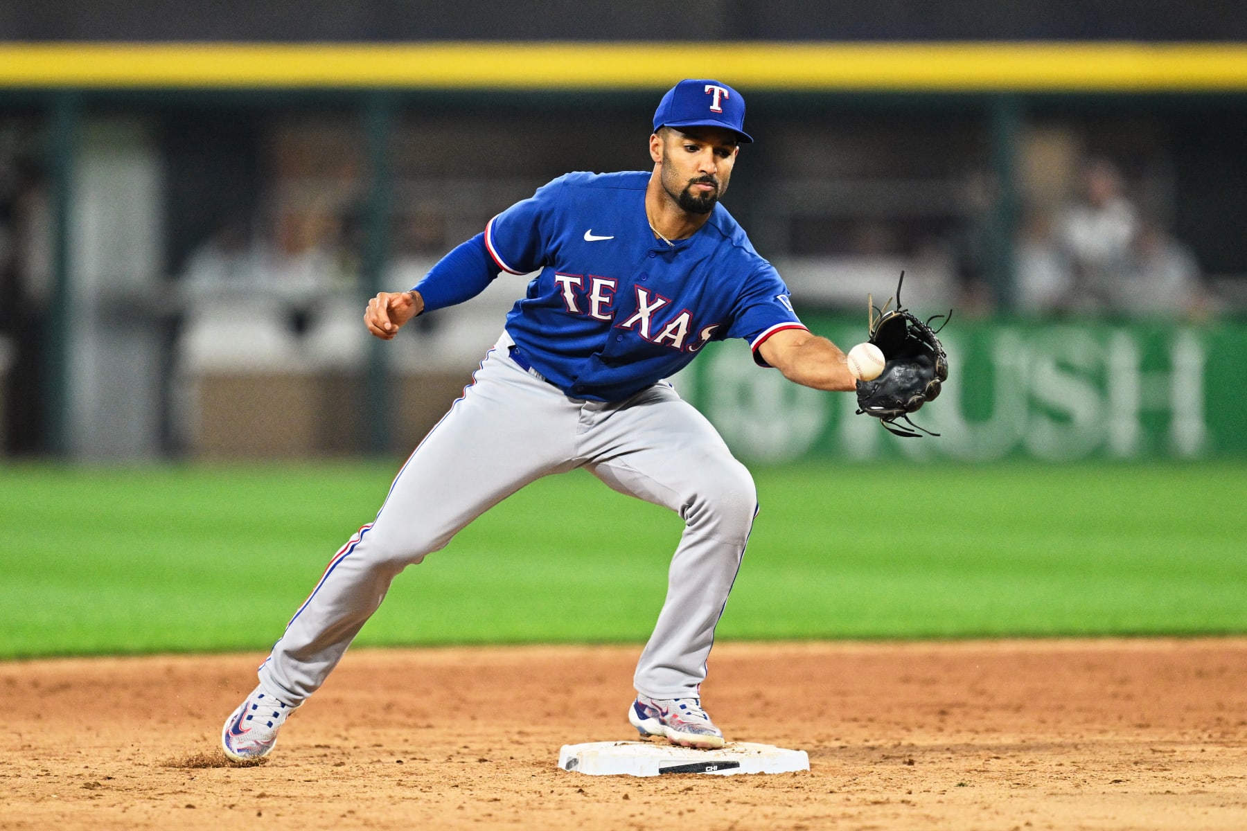 Ranking Every MLB Team's Starting Second Baseman for the 2024 Season