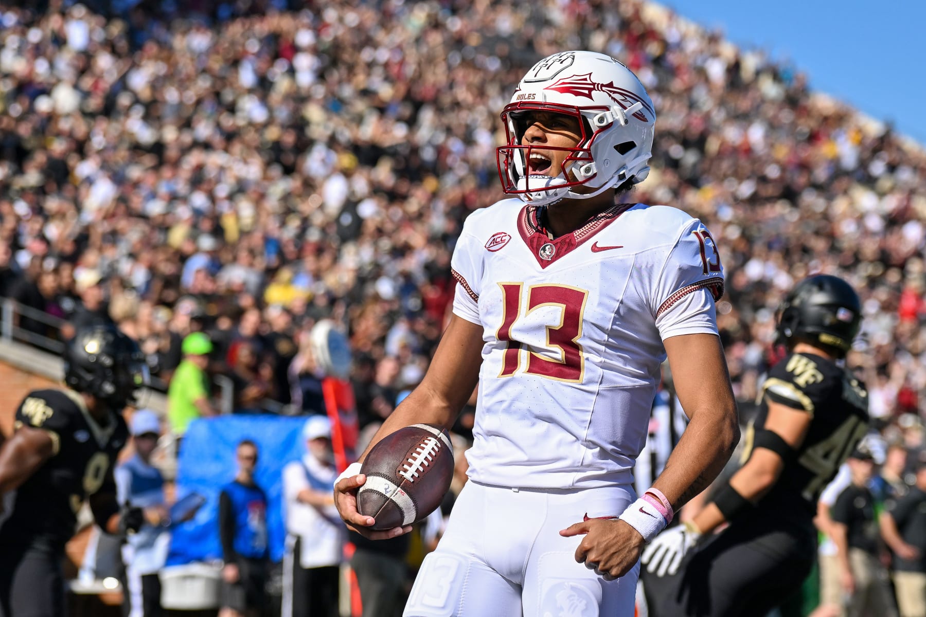 Ranking Top 25 Quarterbacks in College Football After Week 9