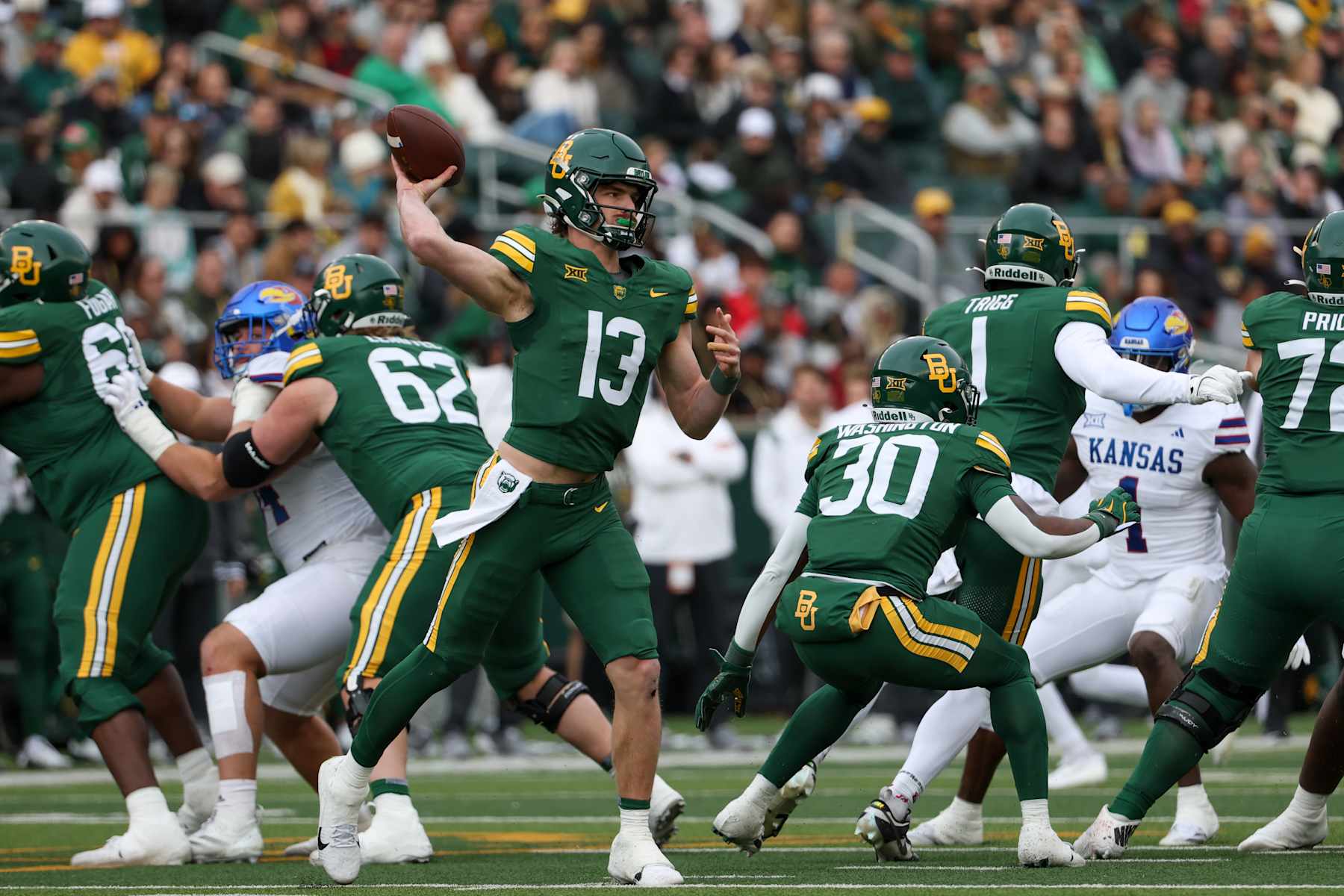 Power Ranking Top 25 Quarterbacks in College Football After Week 14