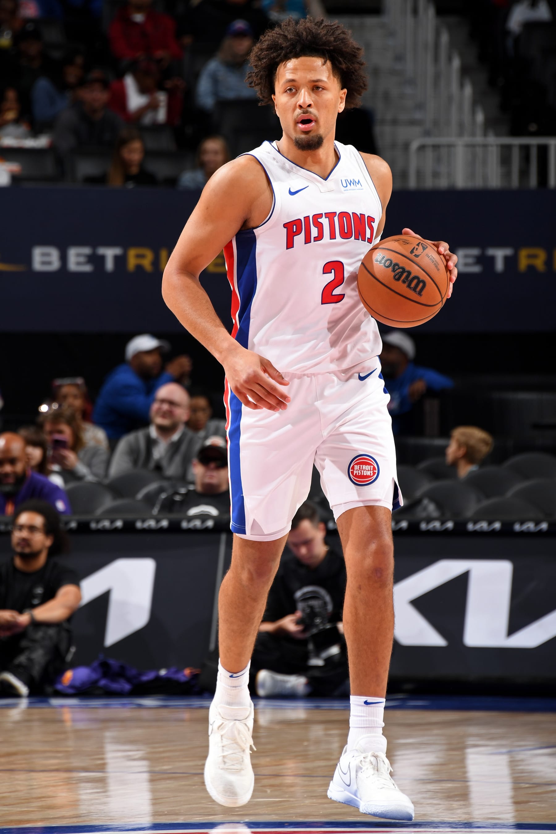 Building Every NBA Team's Best Starting and Closing Lineups