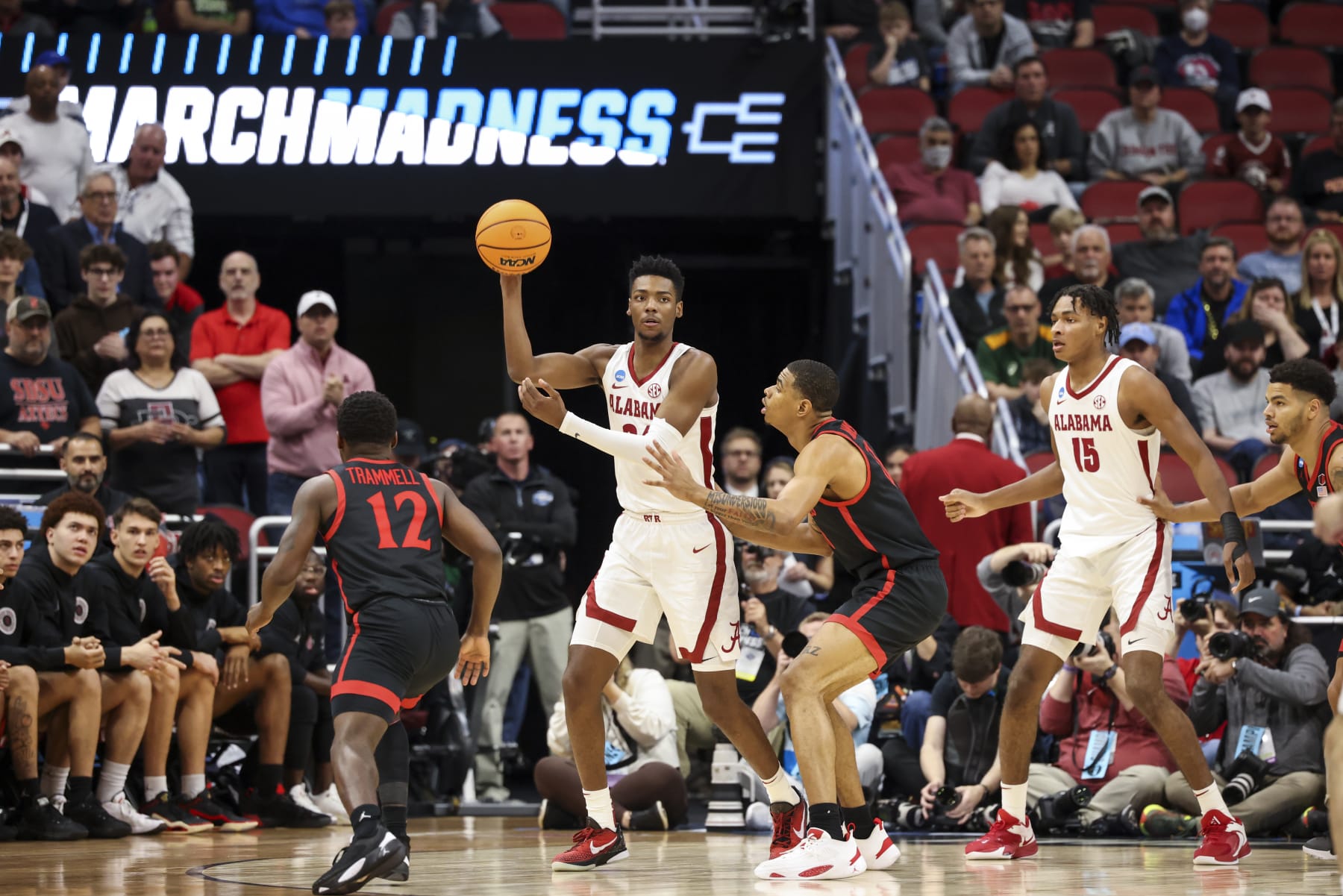 Men's NCAA Tournament 2023: Friday's Sweet 16 Winners and Losers | News ...