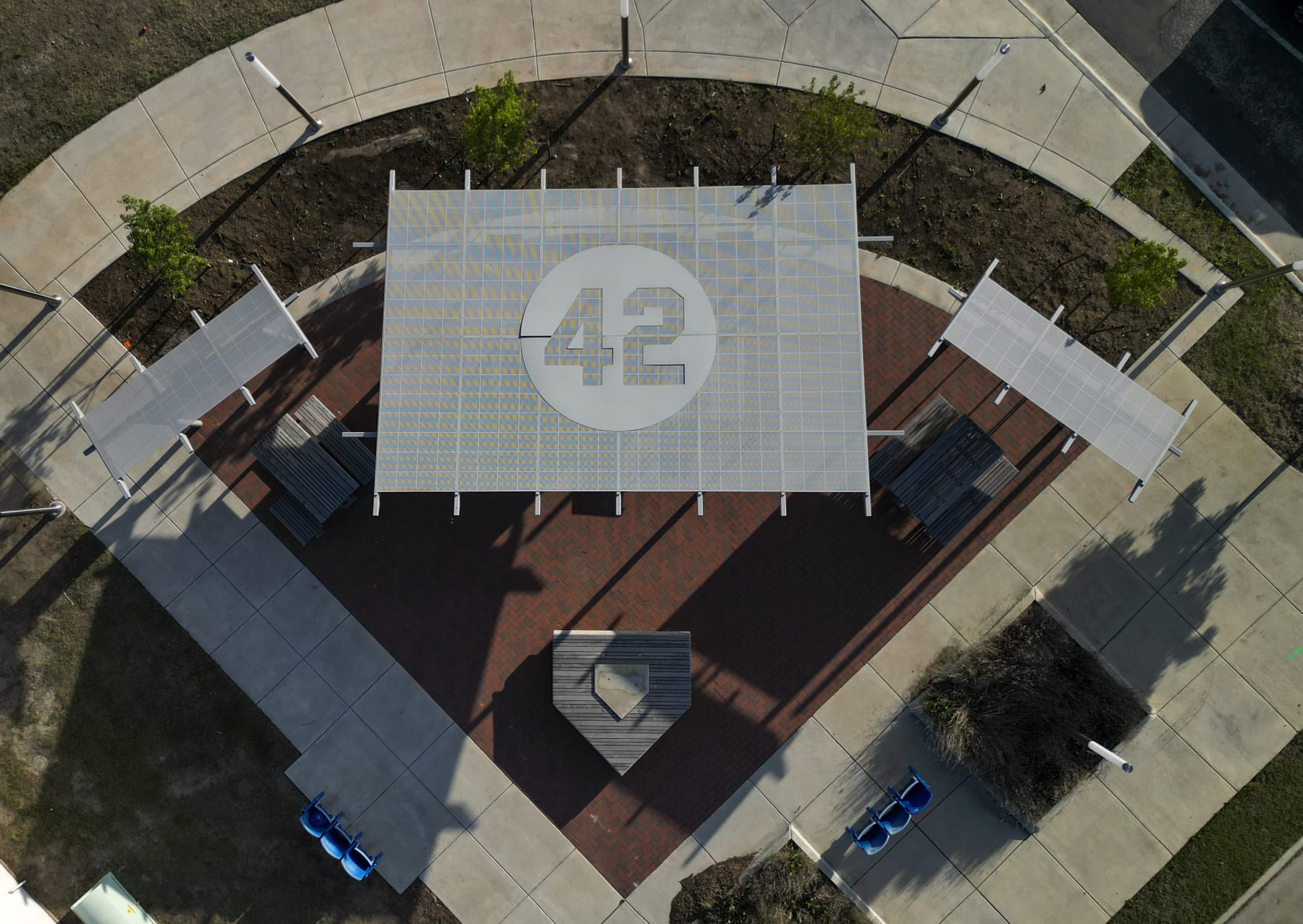 Man Gets 15 Years in Prison for Stealing Jackie Robinson Statue from ...