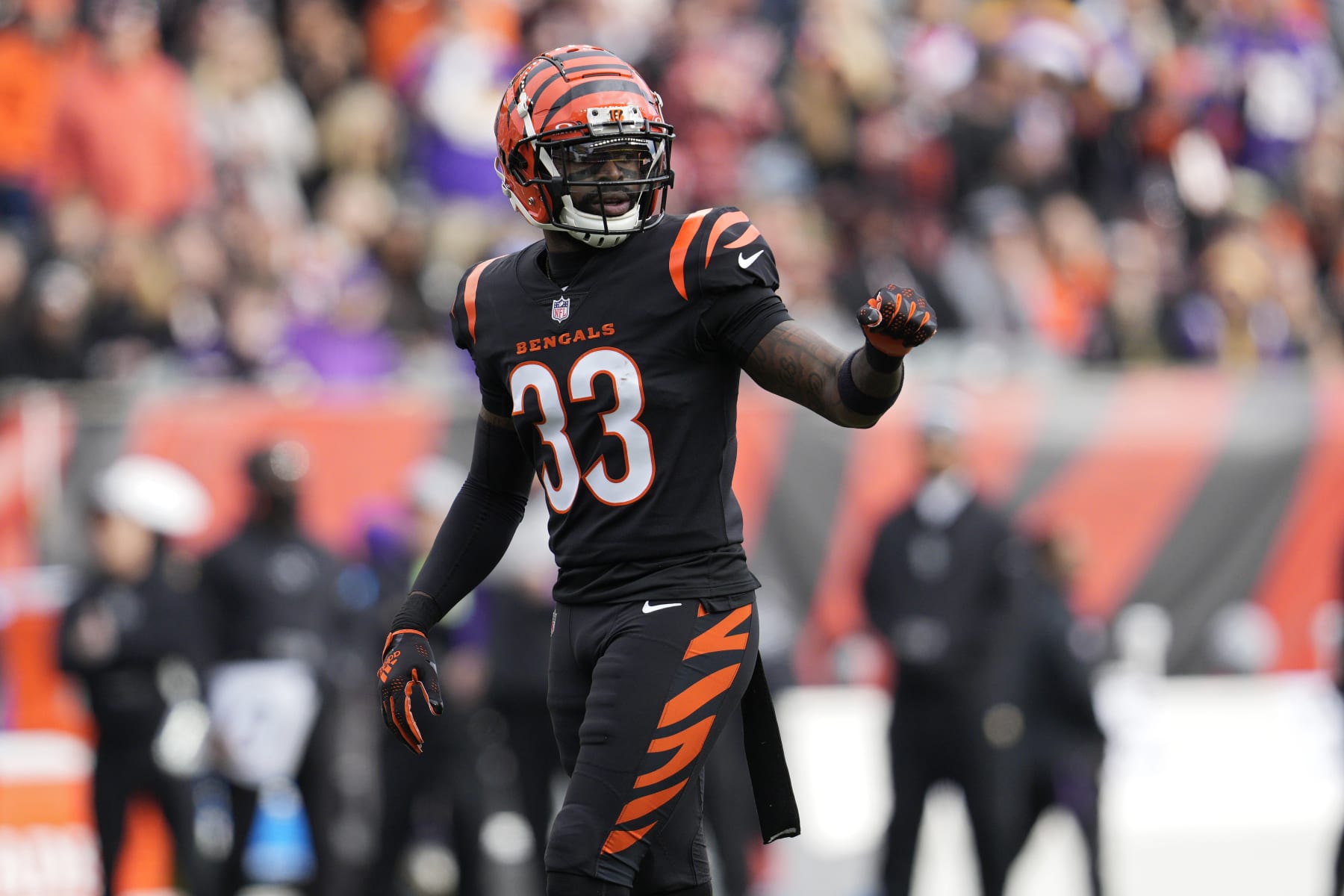 NFL Free-Agent Tracker 2024: Tracking All the Latest Contract Signings ...