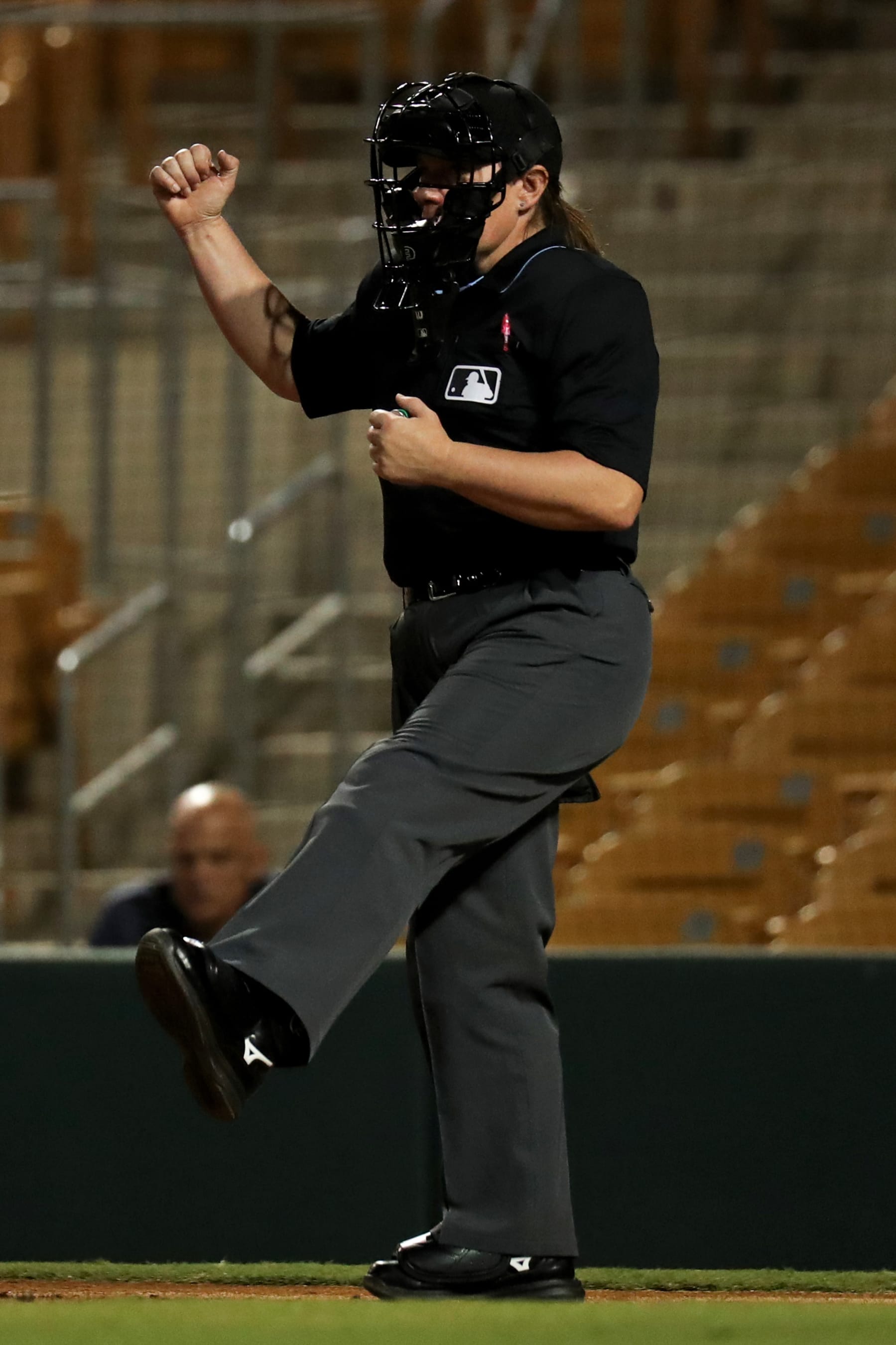 Umpire Jen Pawol 1st Woman to Be Assigned MLB Spring Training Games ...