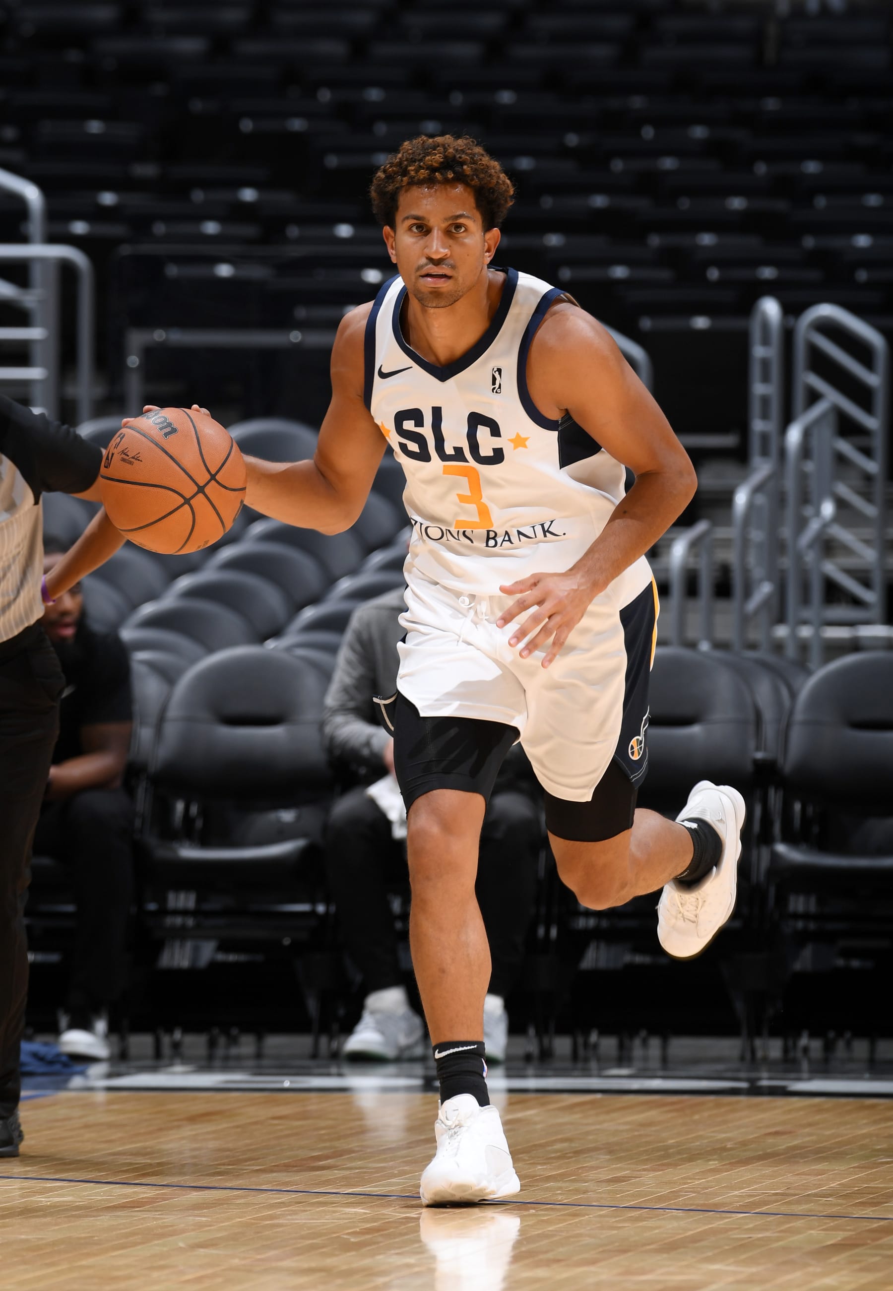 Best Available NBA Free Agents For Teams Refusing to Tank
