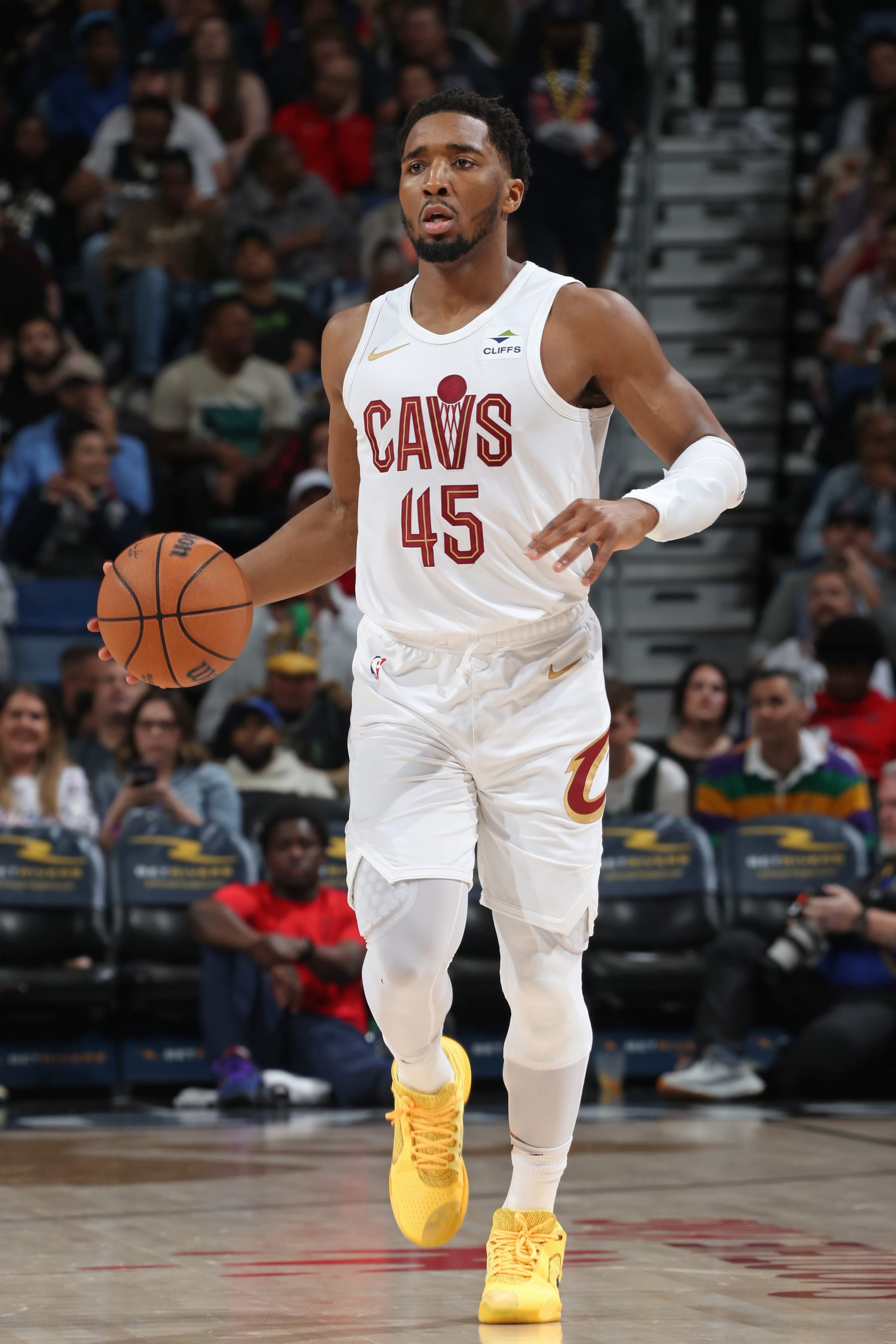 Cavs' Donovan Mitchell Out at Least 1 Week After Procedure on Nose ...