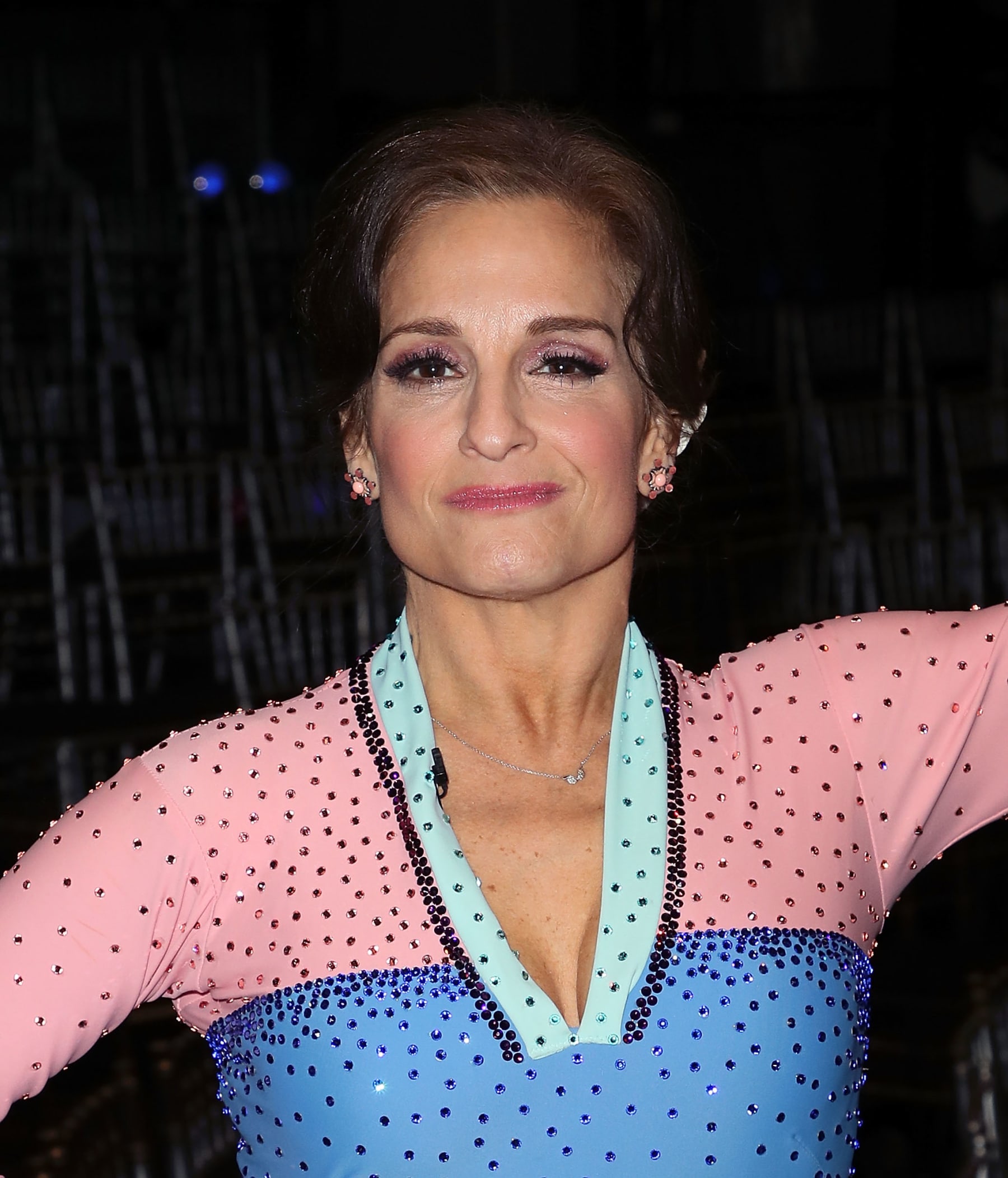 Mary Lou Retton, Olympic Legend, Recovering at Home After Being in ICU ...