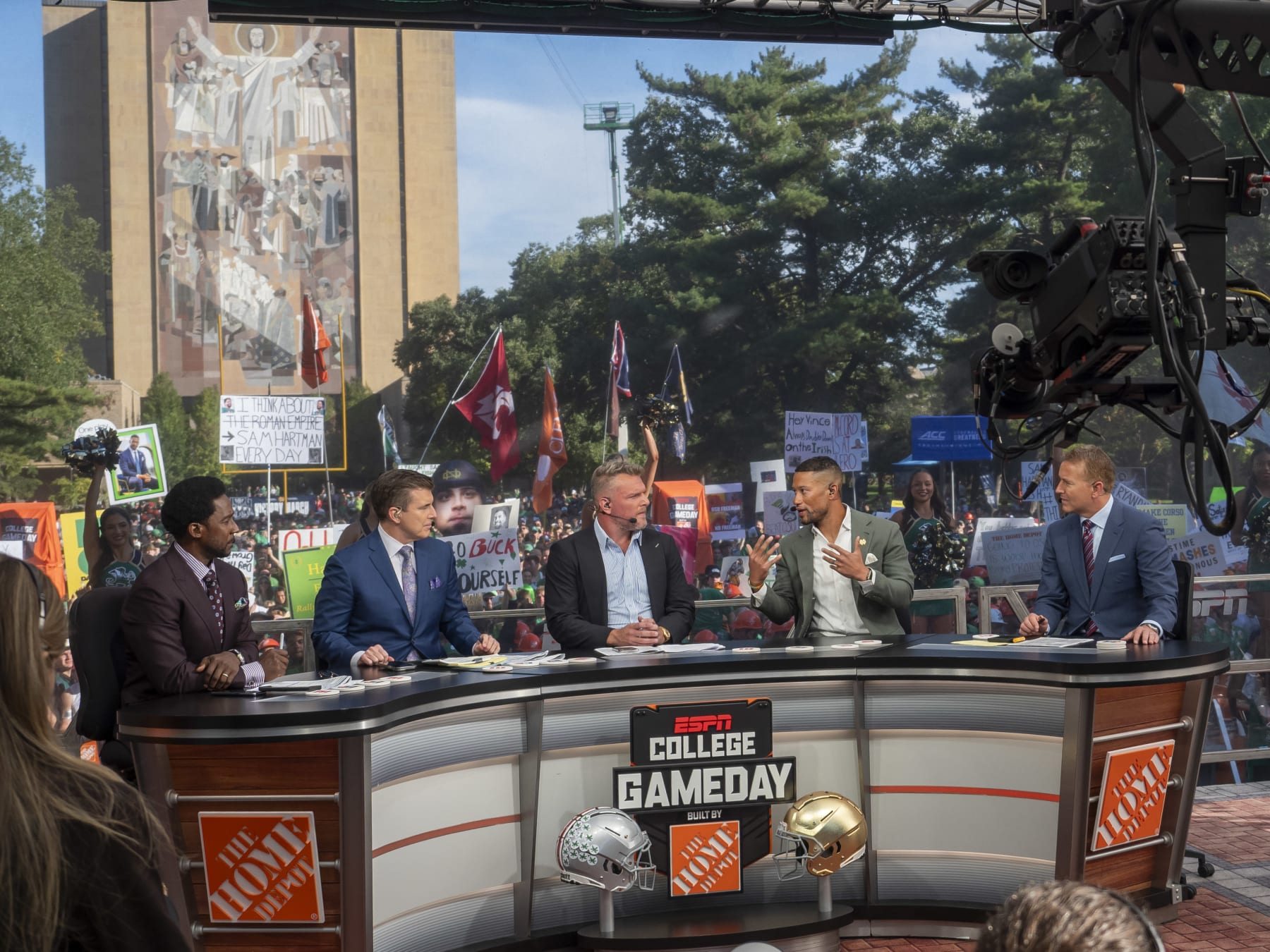 College GameDay Going to Duke for 1st Time for Blue Devils' Game vs ...