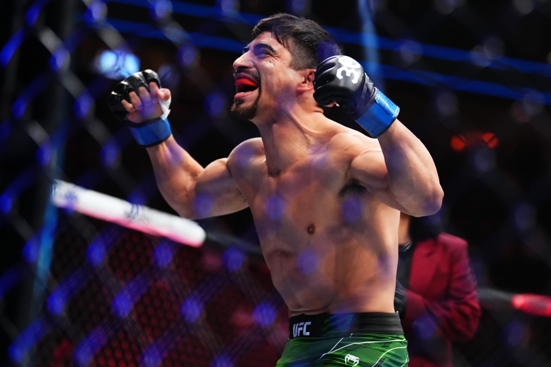 Jesus Aguilar Finishes Shannon Ross with a One-Shot KO in 17 Seconds at ...