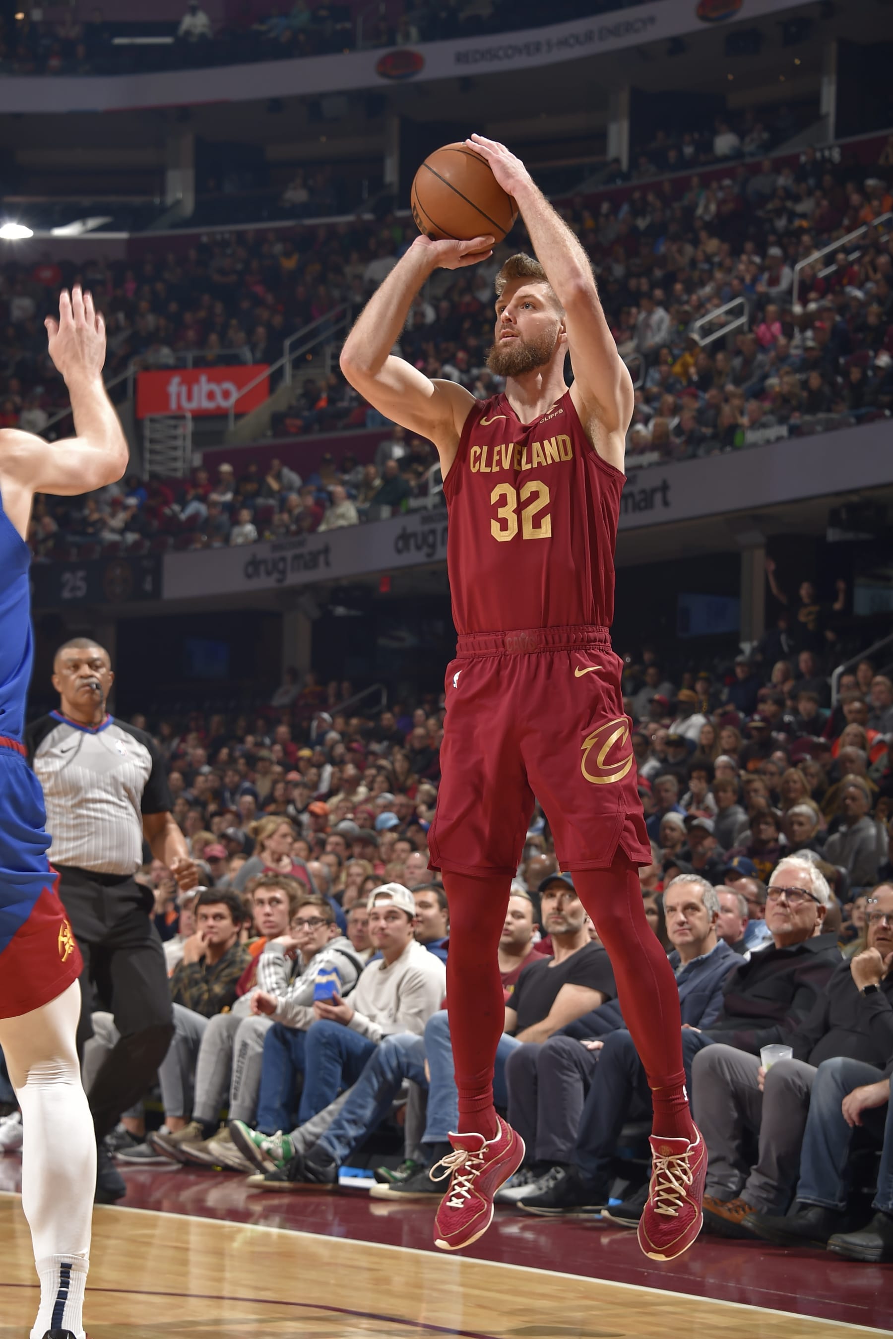 1 Ambitious Trade Target for Every NBA Team