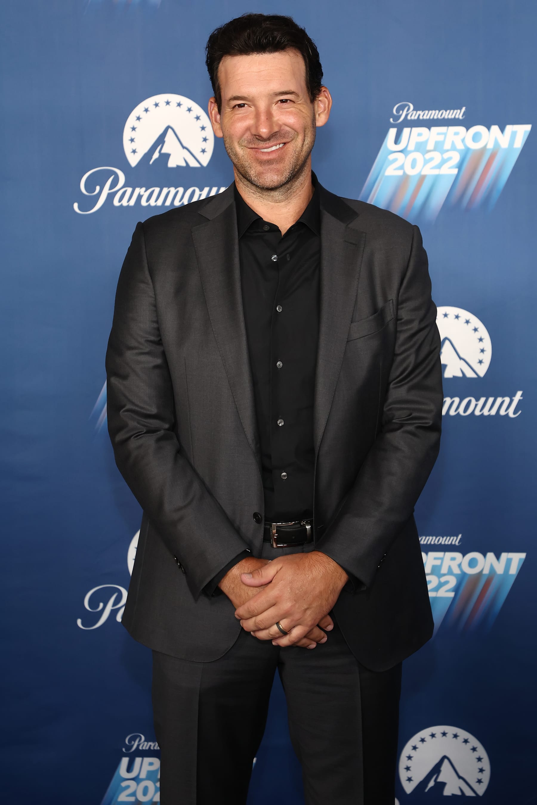 Video: Cowboys Legend Tony Romo Visits with Duke MCBB After Upset Win ...