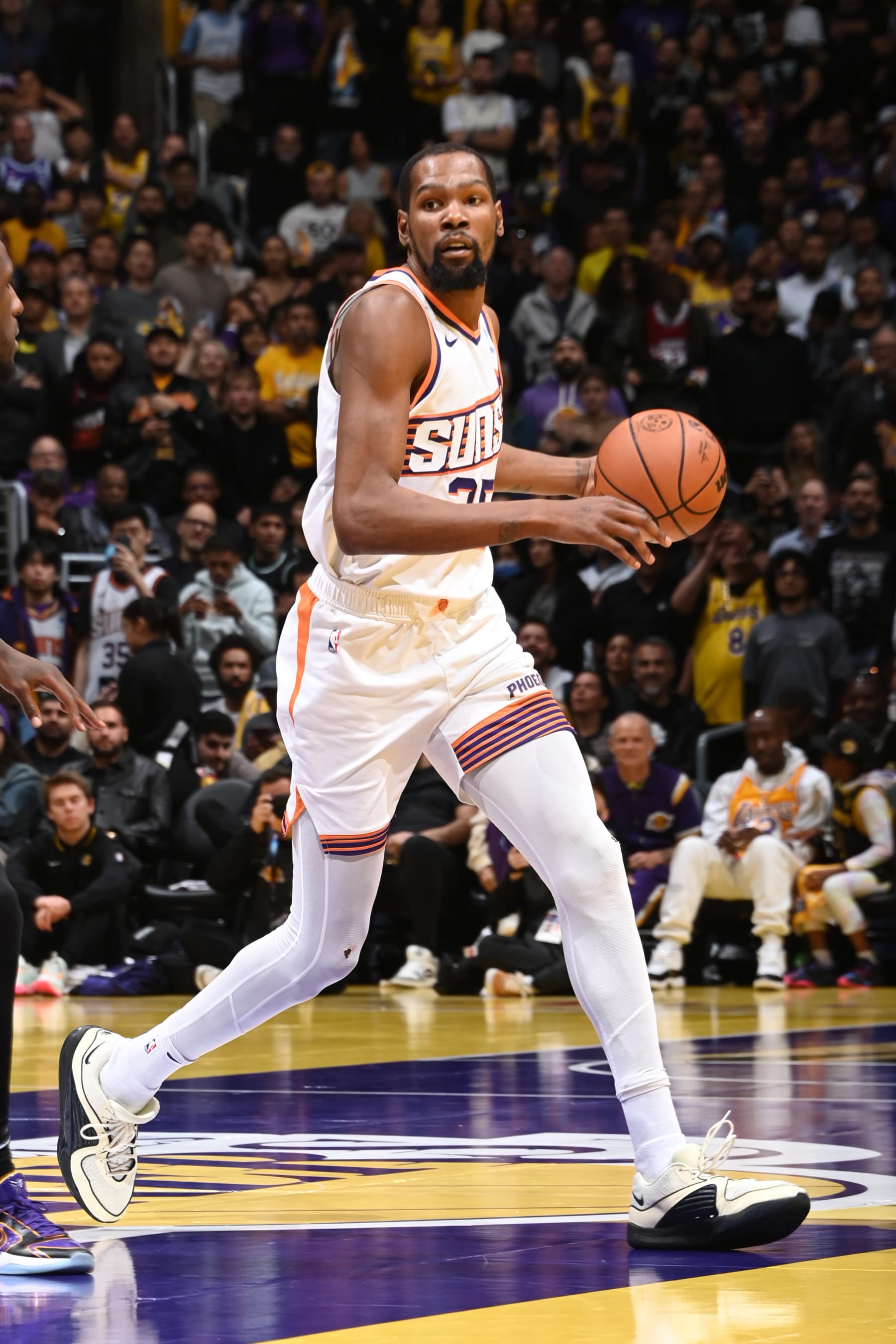 5 NBA 3-Point Shooters Who Need More Shots (and 5 Who Need to Chill ...