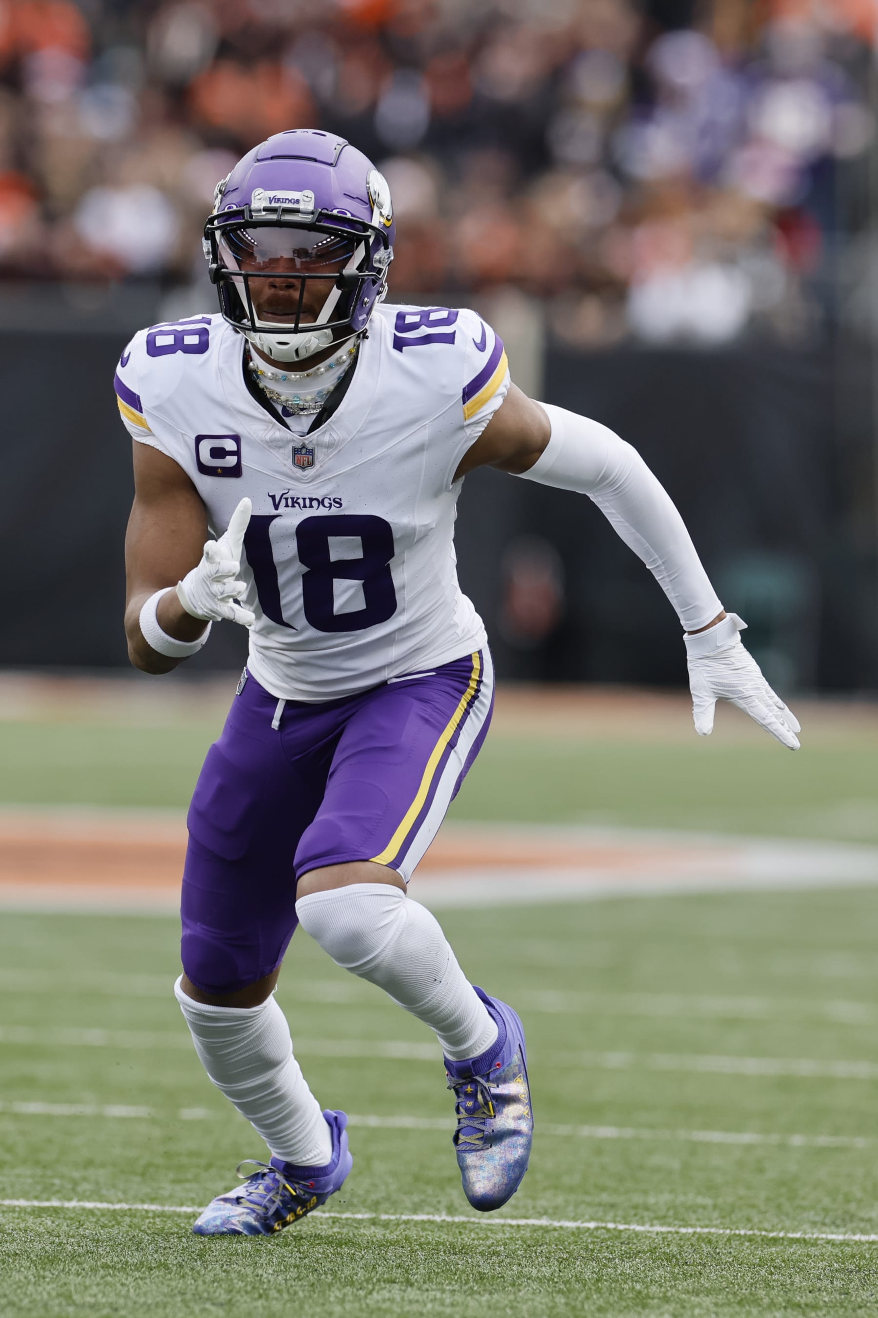 Justin Jefferson Talks Vikings' Playoff Chase, Nick Mullens and More in B/R Interview | News ...