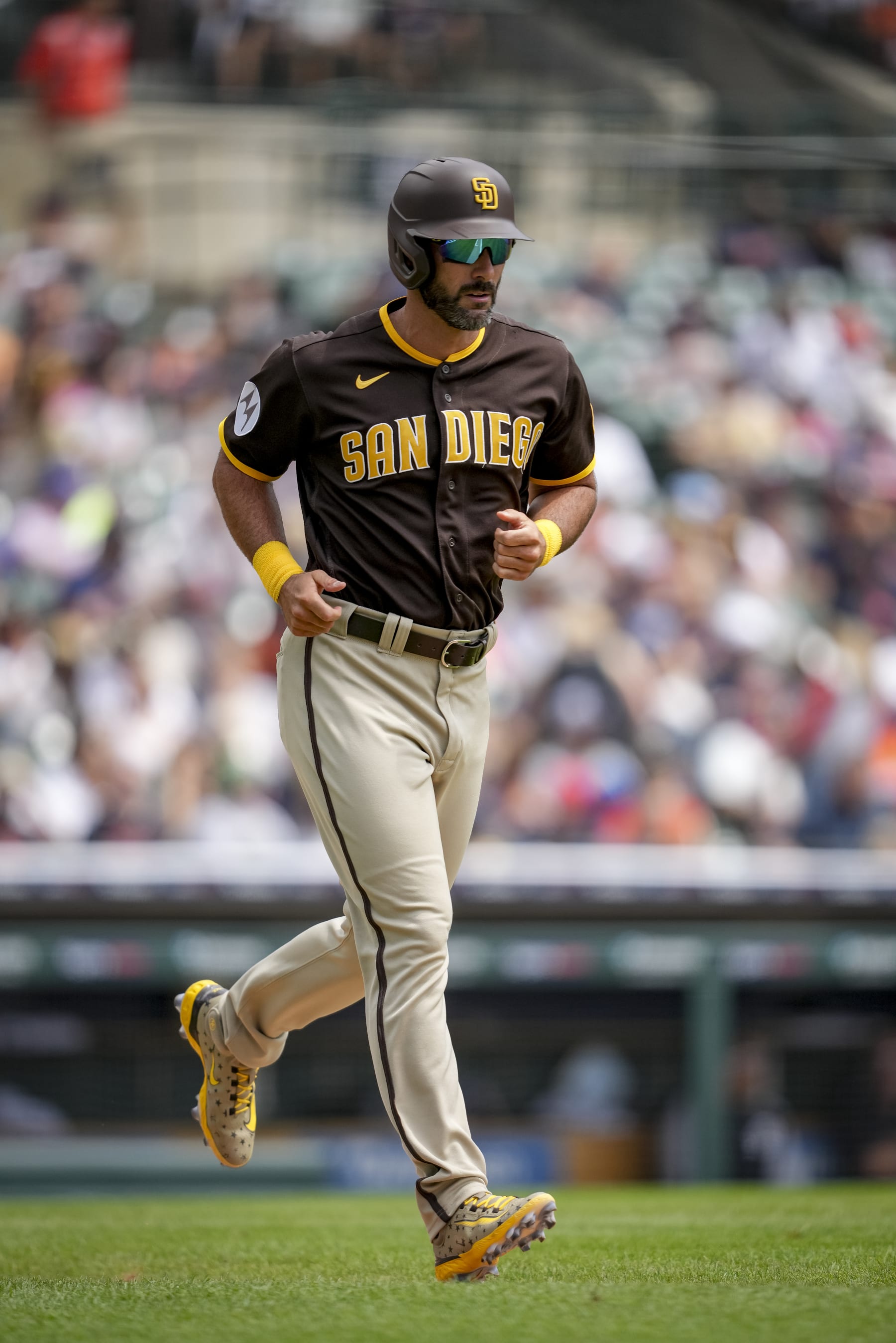 Braves Trade for Matt Carpenter, Ray Kerr; Padres Acquire Drew Campbell ...