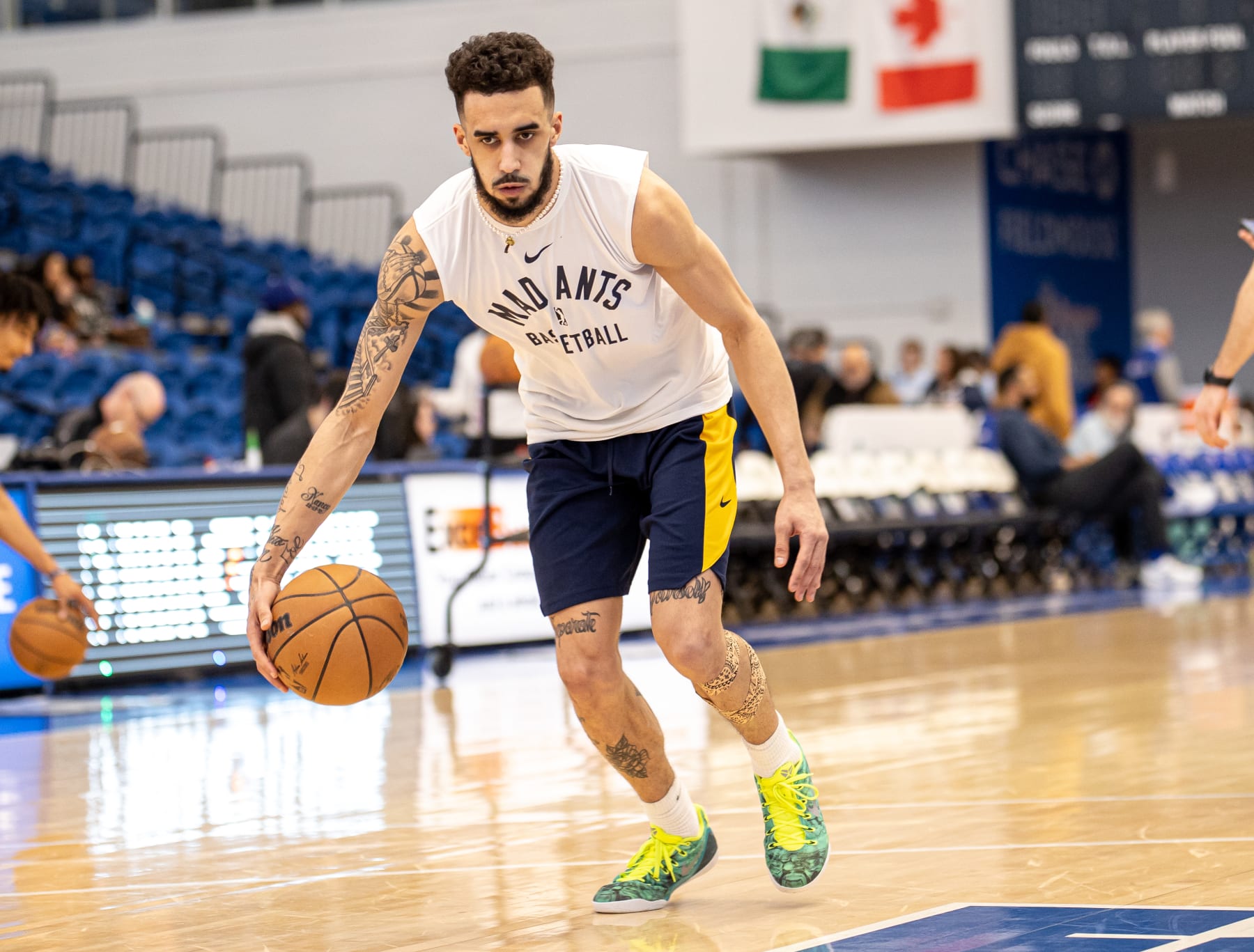 Trevelin Queen, Magic Agree to 1-Year Contract; SG Won 2022 G-League MVP