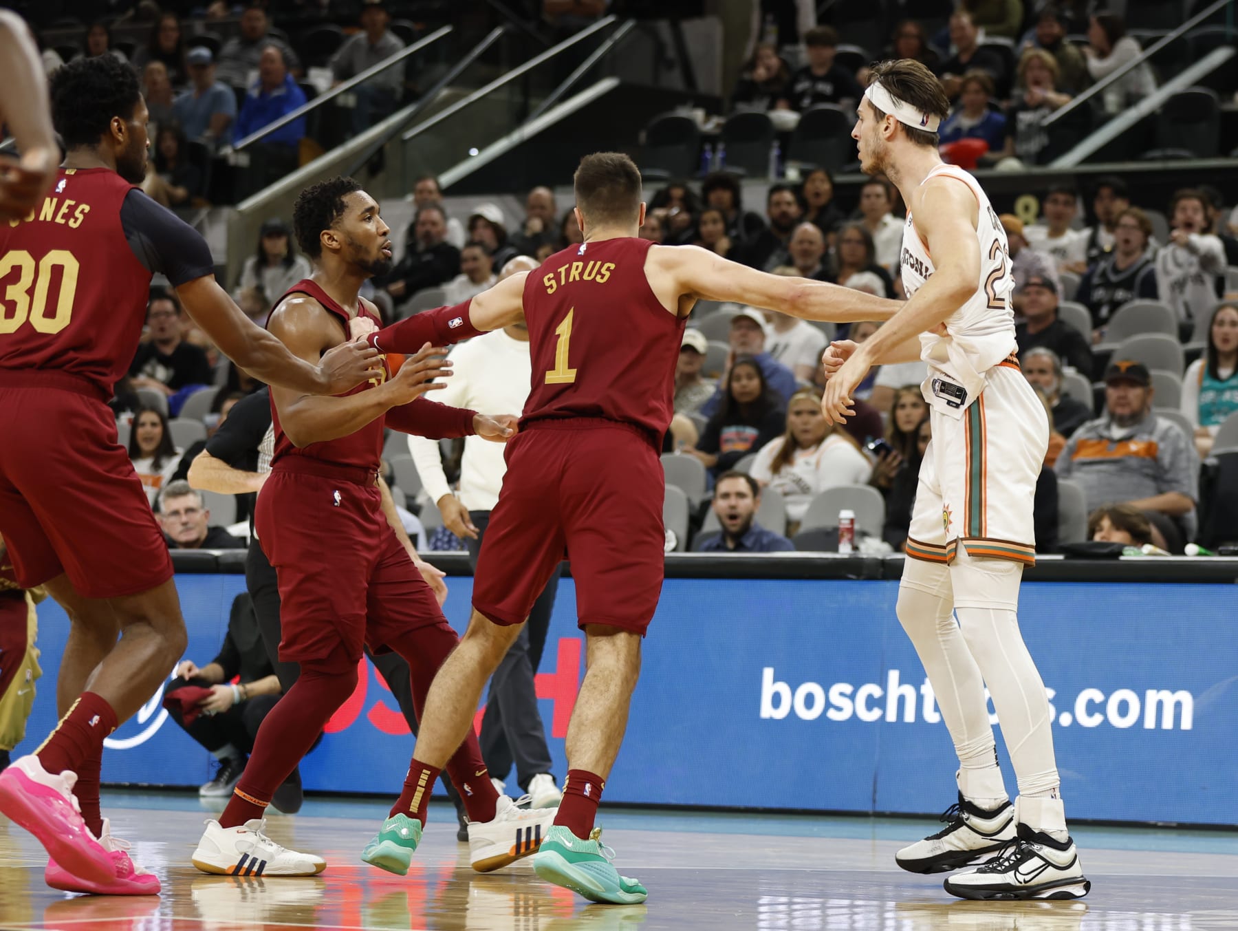 Donovan Mitchell, Cavs HC Blast 'Dirty' and 'Bulls--t' Play by Spurs ...