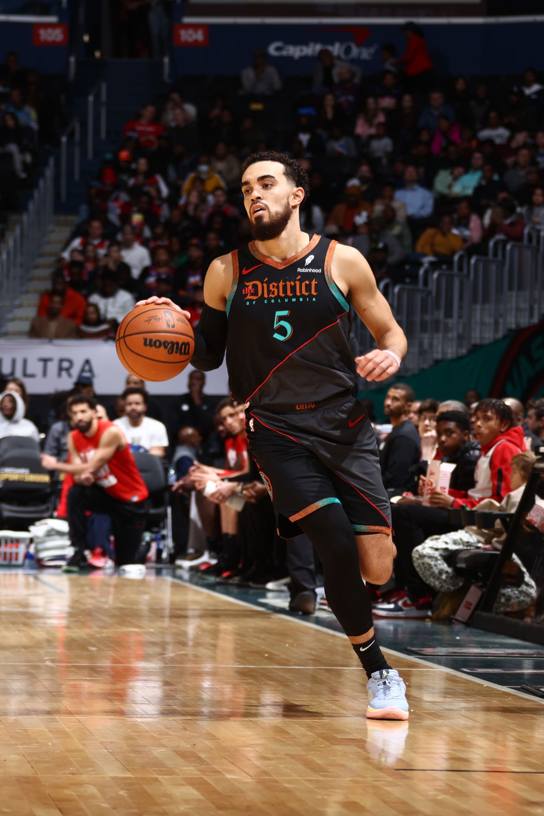 NBA Trade Rumors: Lakers, Nets, More Teams Eye Wizards' Tyus Jones ...