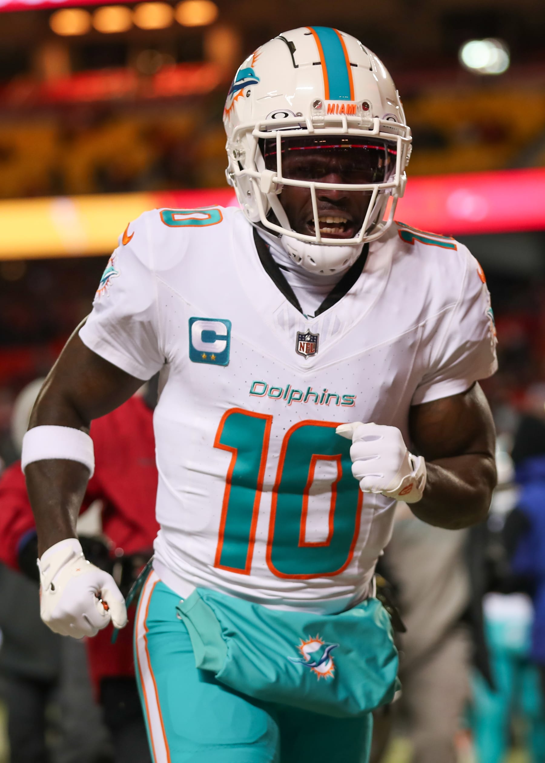 Rosenhaus Talks Tyreek Hill's Dolphins Contract in Reaction to Justin Jefferson Deal