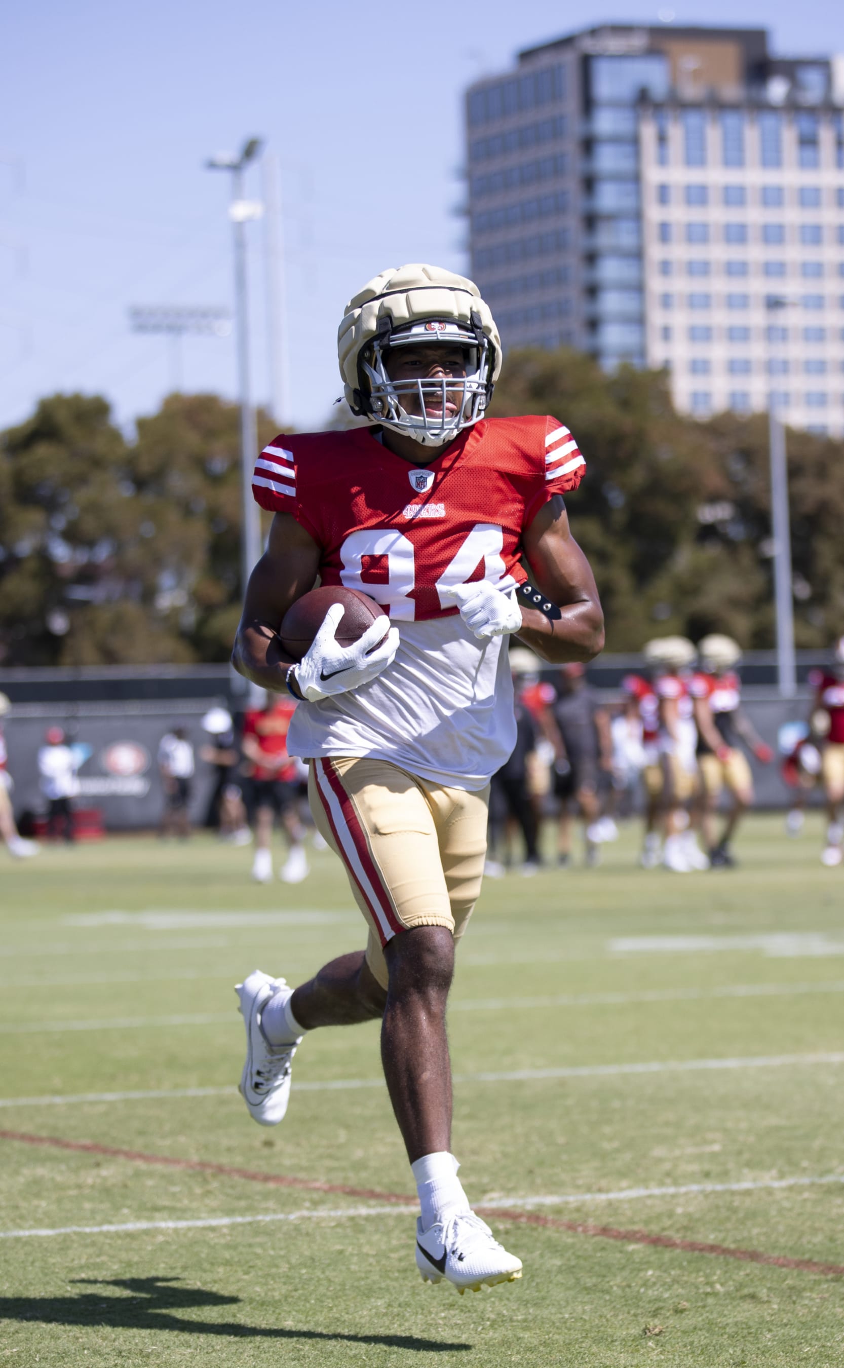 Terrell Owens' Son Terique Waived by 49ers Amid Reported Hand Injury