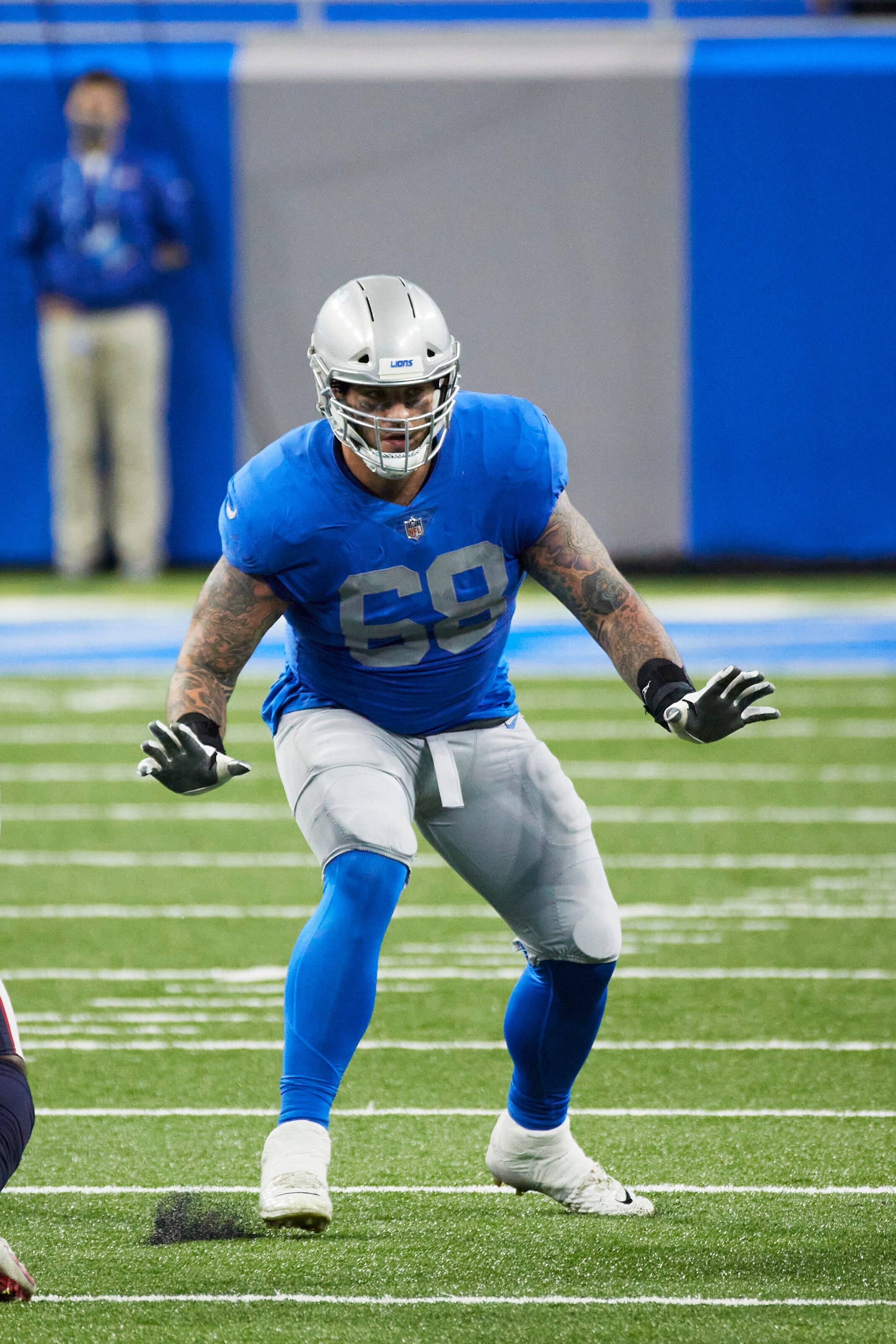Lions' Taylor Decker Reportedly Placed on Short-Term IR with Finger ...