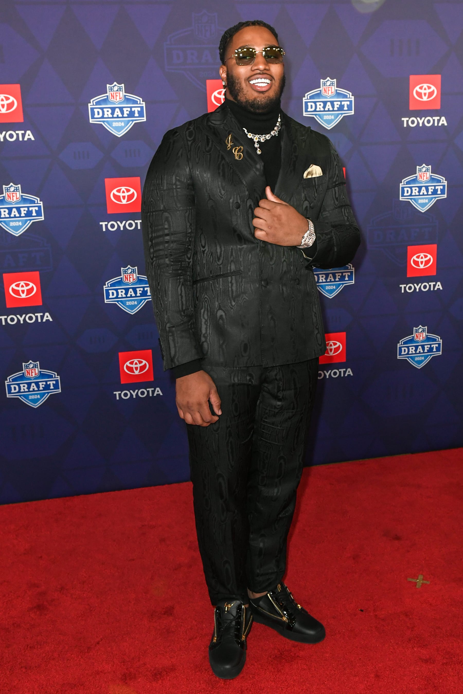 JC Latham NFL Draft 2024: Scouting Report for Tennessee Titans OT ...