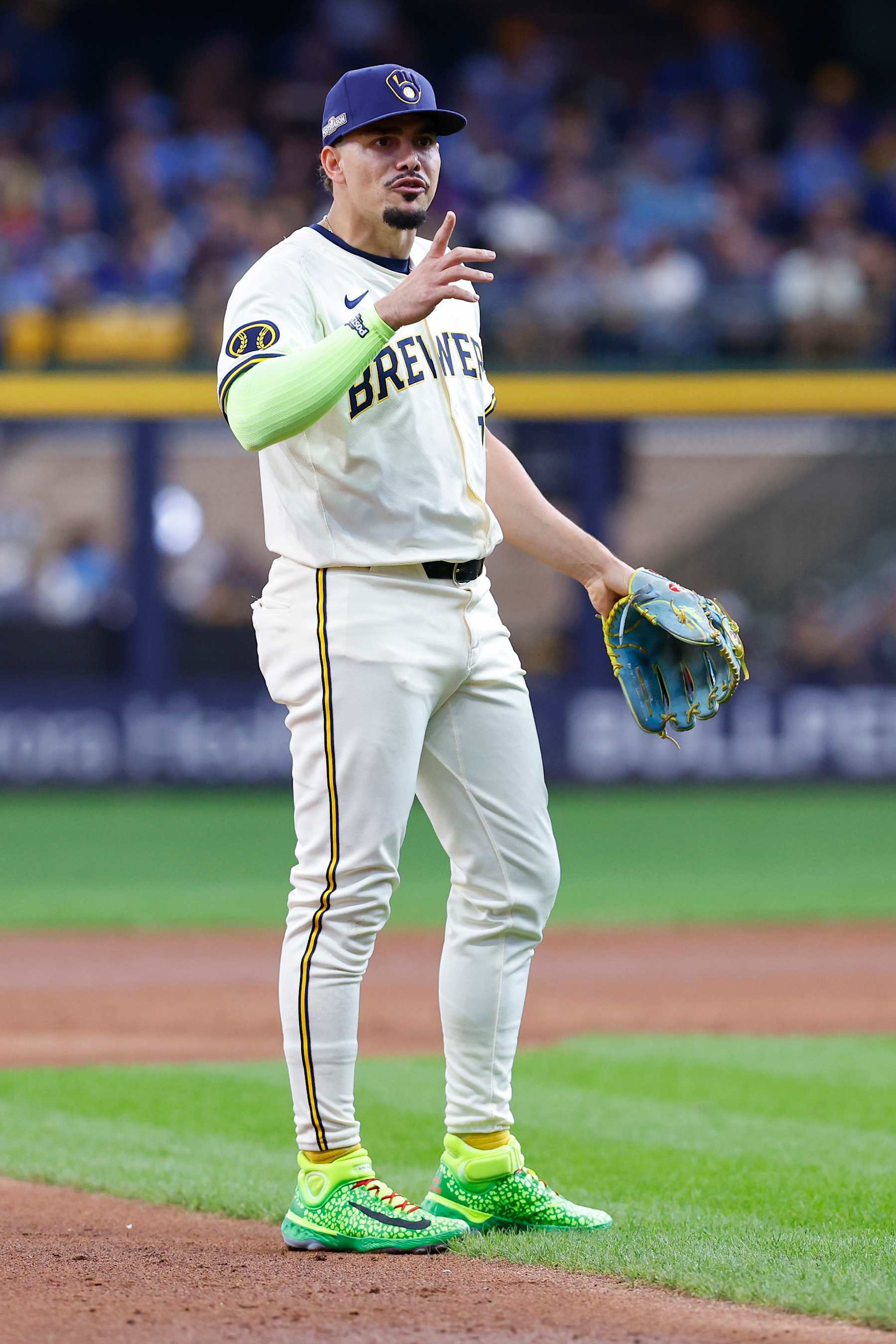 Brewers' Willy Adames Says He Waited for Mets' Jesse Winker in Parking ...