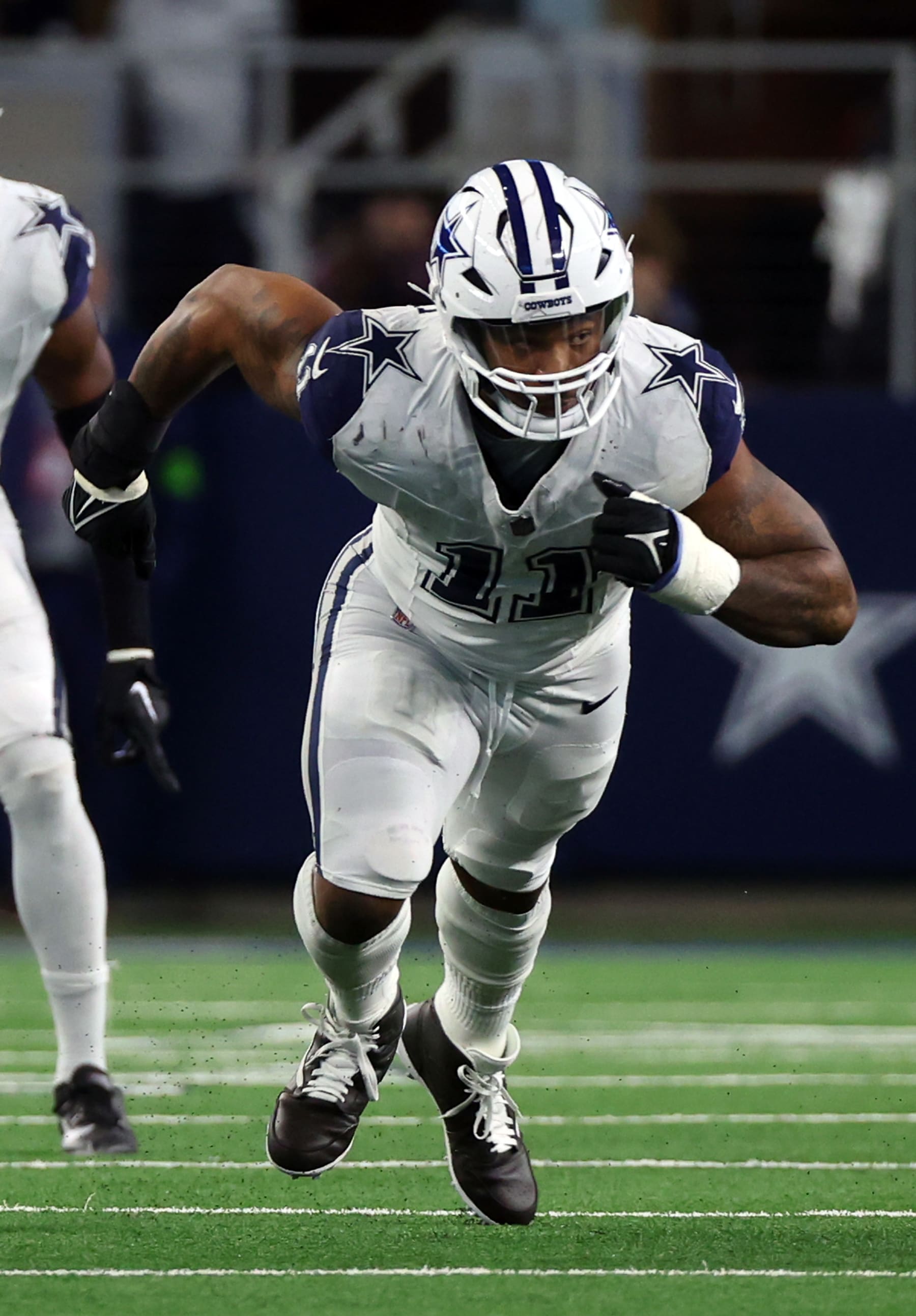 Ranking NFL's 10 Most Physically Imposing Players