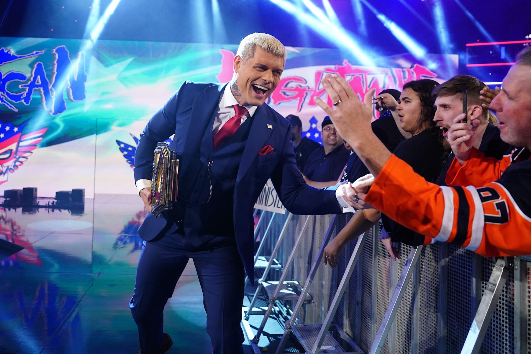 Cody Rhodes Beats Solo Sikoa in a Steel Cage Match to Retain WWE Title ...