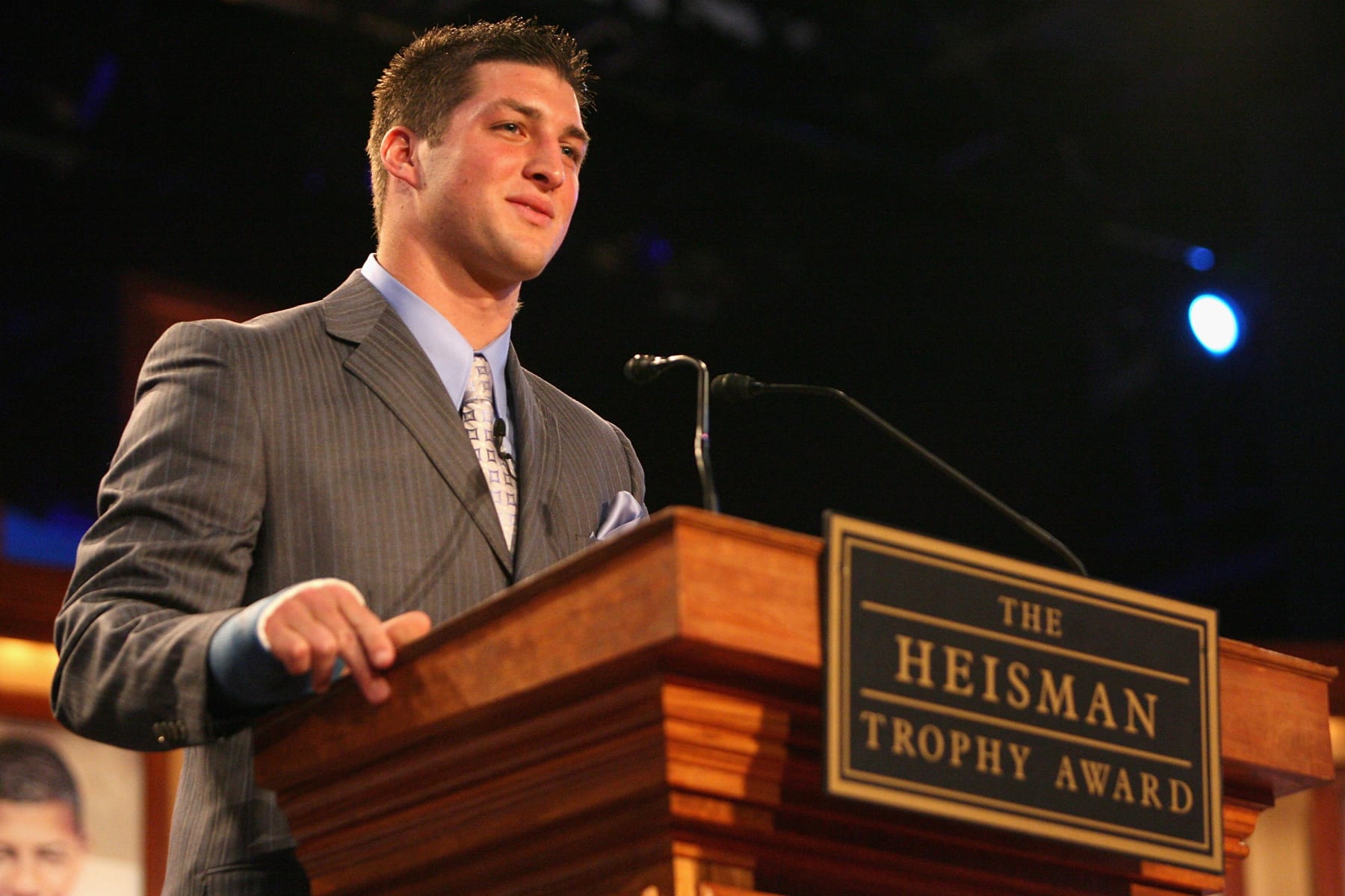 Tim Tebow, Reggie Bush Headline 2023 College Football Hall of Fame Class