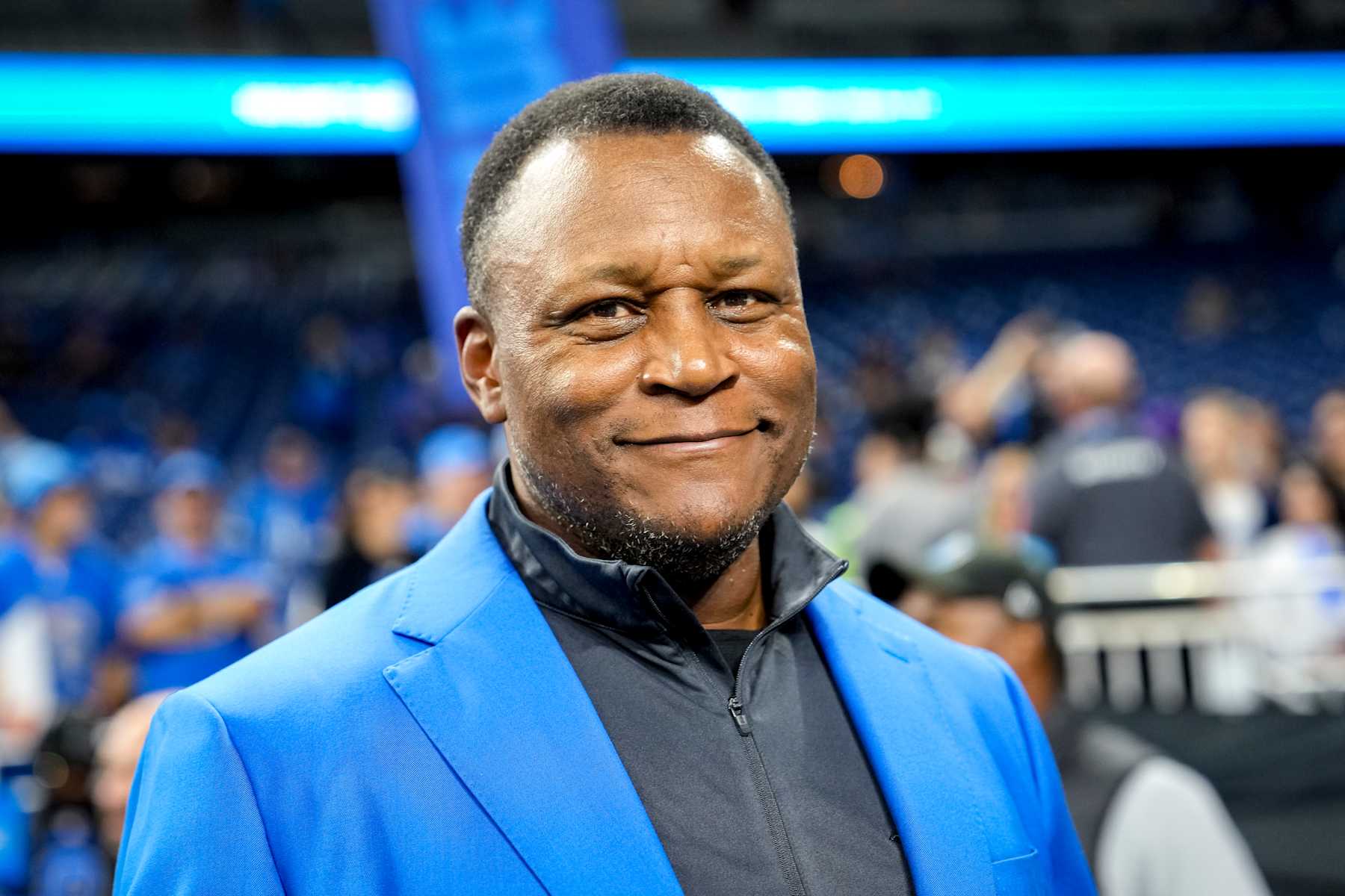 Photo: Barry Sanders Sends Eagles' Saquon Barkley Signed Jersey amid ...