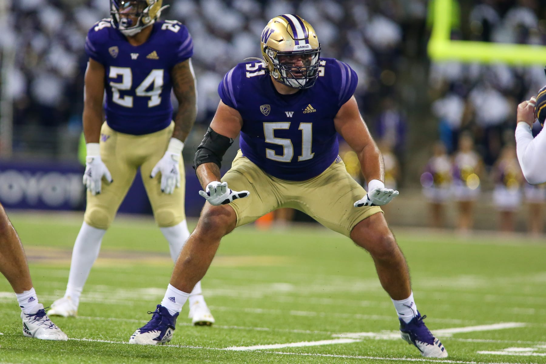 Jaxson Kirkland NFL Draft 2023: Scouting Report for Washington IOL ...