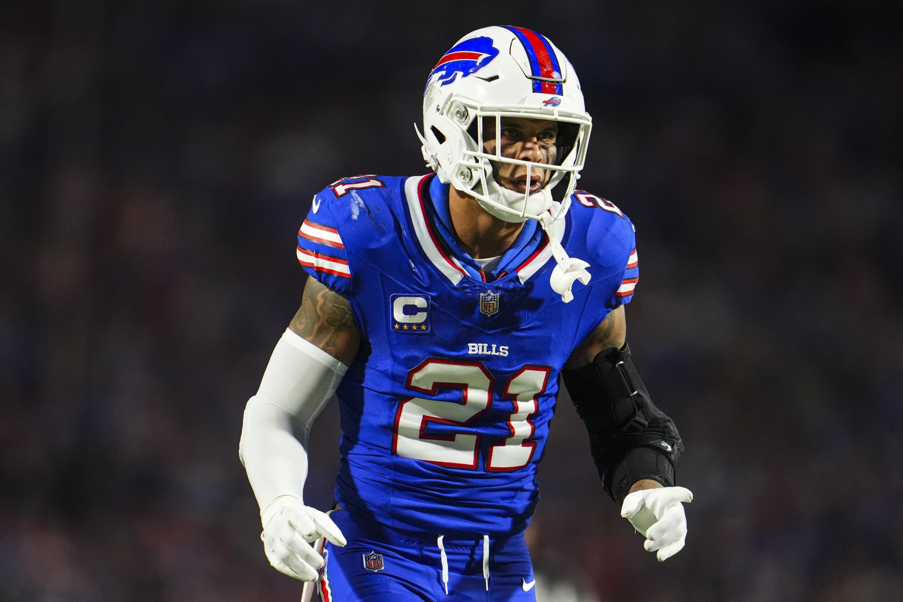 Bills' Jordan Poyer Credits Aaron Rodgers with His Decision to Try ...
