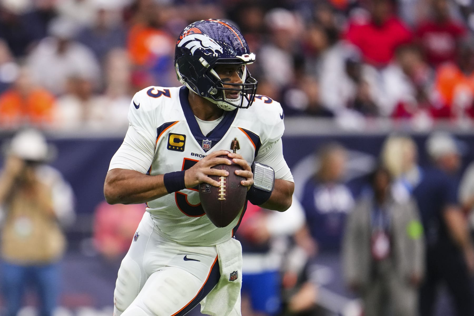 Russell Wilson's Dream 2024 Landing Spots after Broncos Benching amid ...