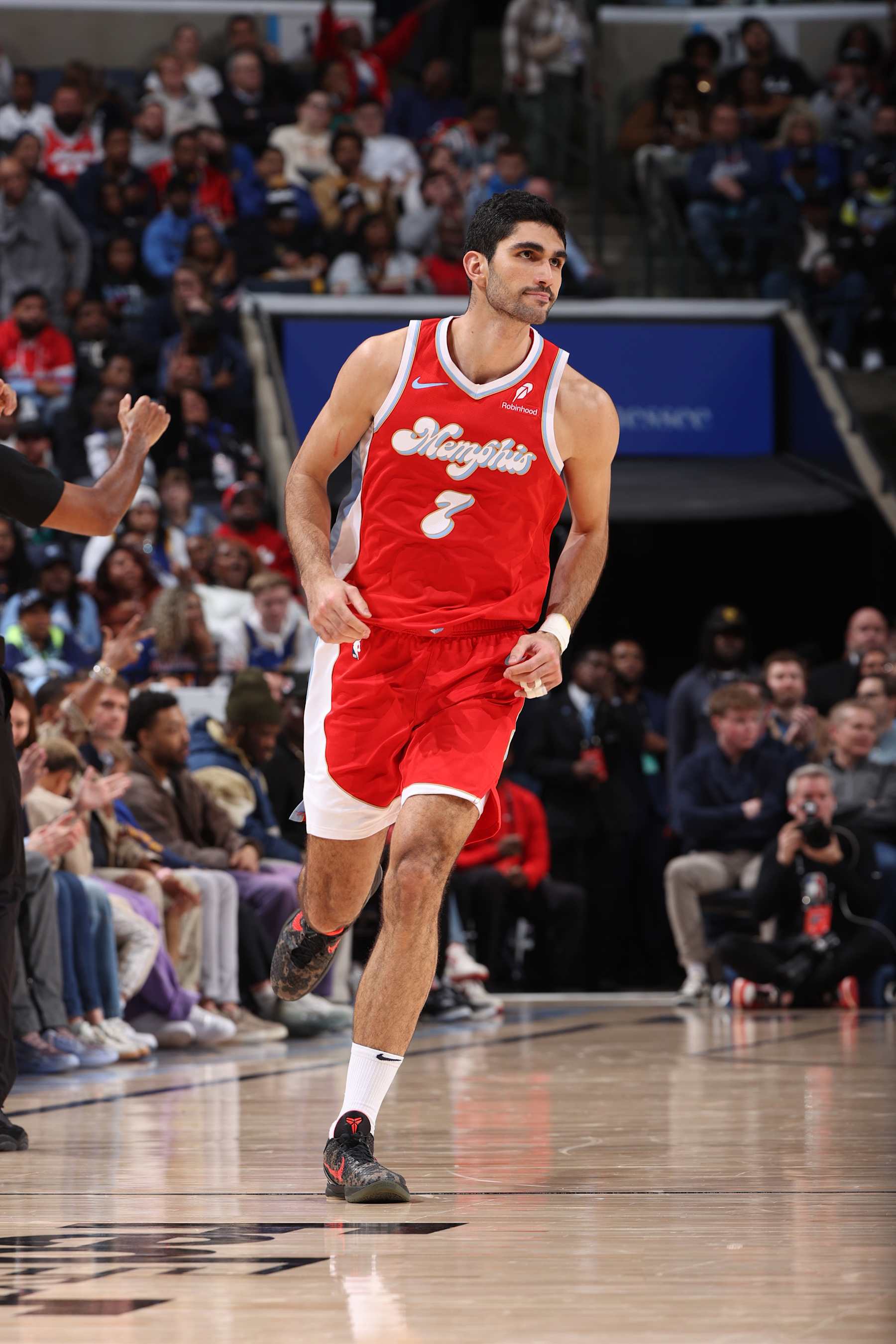 Every NBA Team's Dream and Realistic 2025 Trade Deadline Target