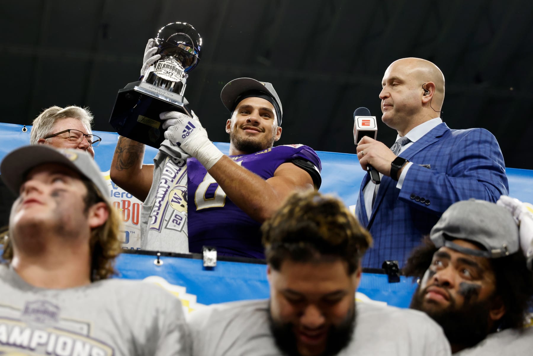 Building the Perfect College Football Defense in 2023